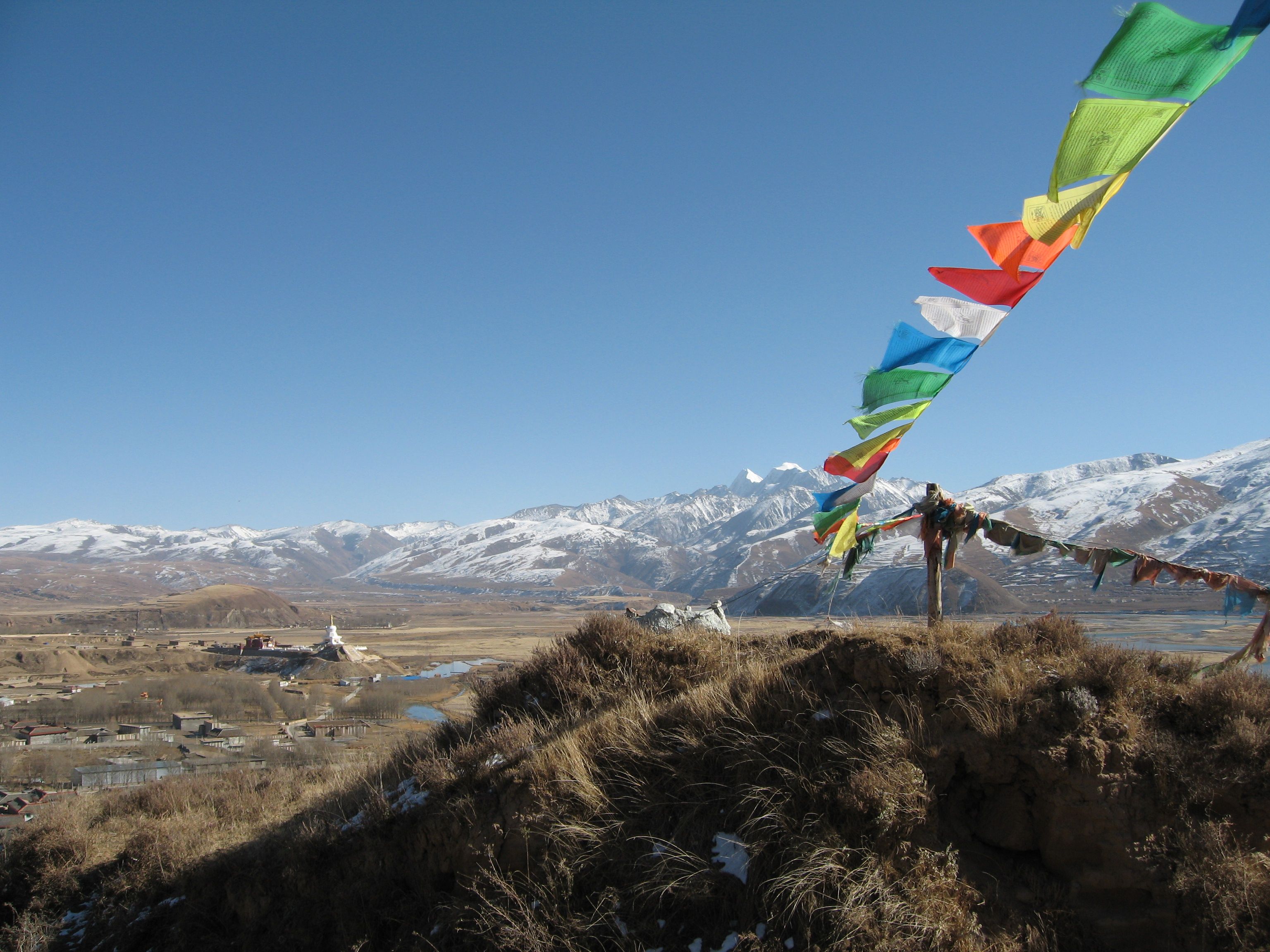 Prayer Flag Wallpapers - Top Free Prayer Flag Backgrounds - WallpaperAccess