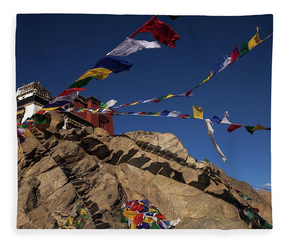 Prayer Flag Wallpapers - Top Free Prayer Flag Backgrounds - WallpaperAccess