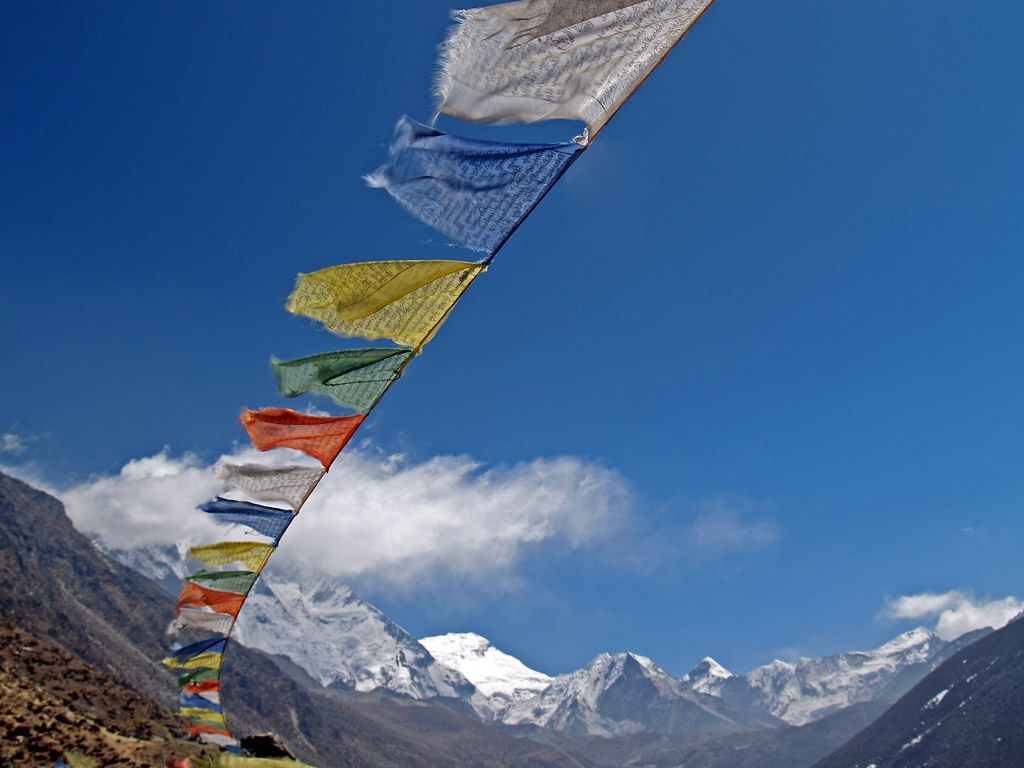 Prayer Flag Wallpapers - Top Free Prayer Flag Backgrounds - WallpaperAccess