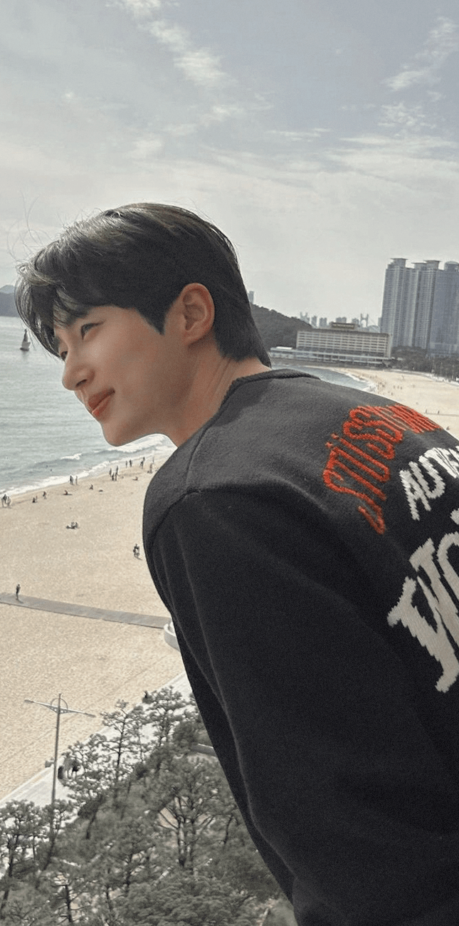 Byeon Woo-seok Wallpapers - Top Free Byeon Woo-seok Backgrounds ...