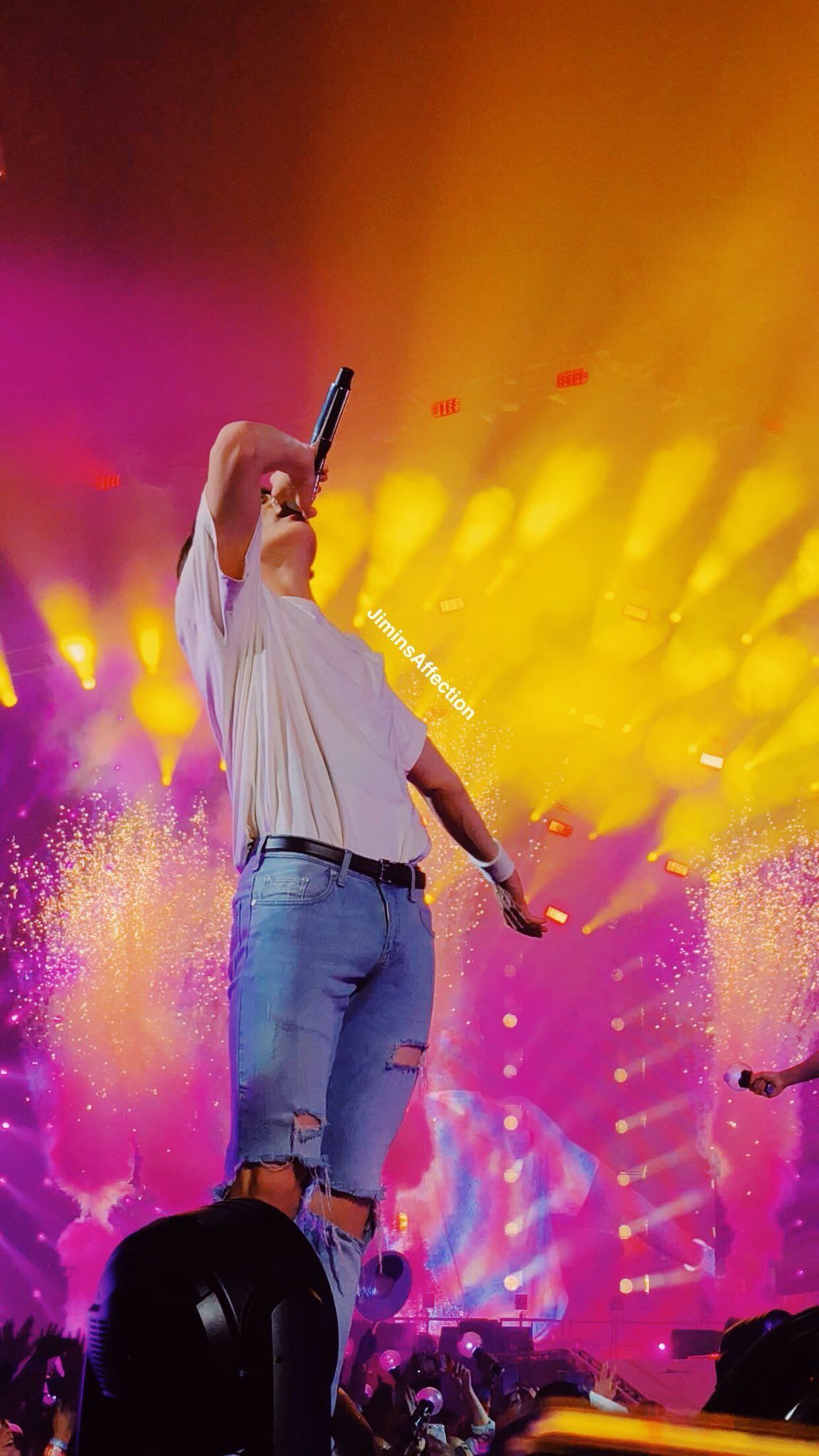 Jungkook Concert Wallpapers - Top Free Jungkook Concert Backgrounds ...