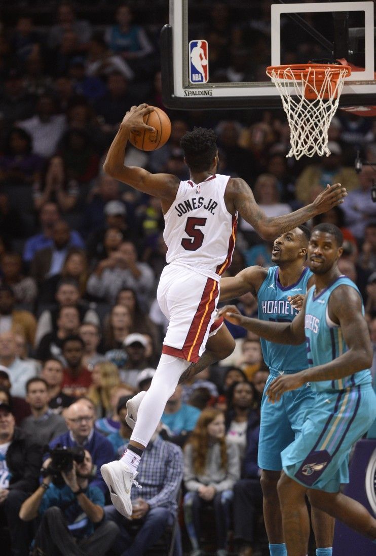 Derrick Jones Jr Wallpapers - Top Free Derrick Jones Jr Backgrounds ...