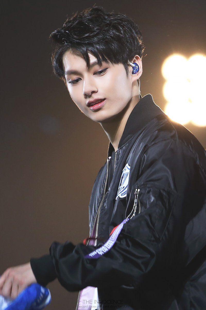 Wen Junhui Wallpapers - Top Free Wen Junhui Backgrounds - WallpaperAccess