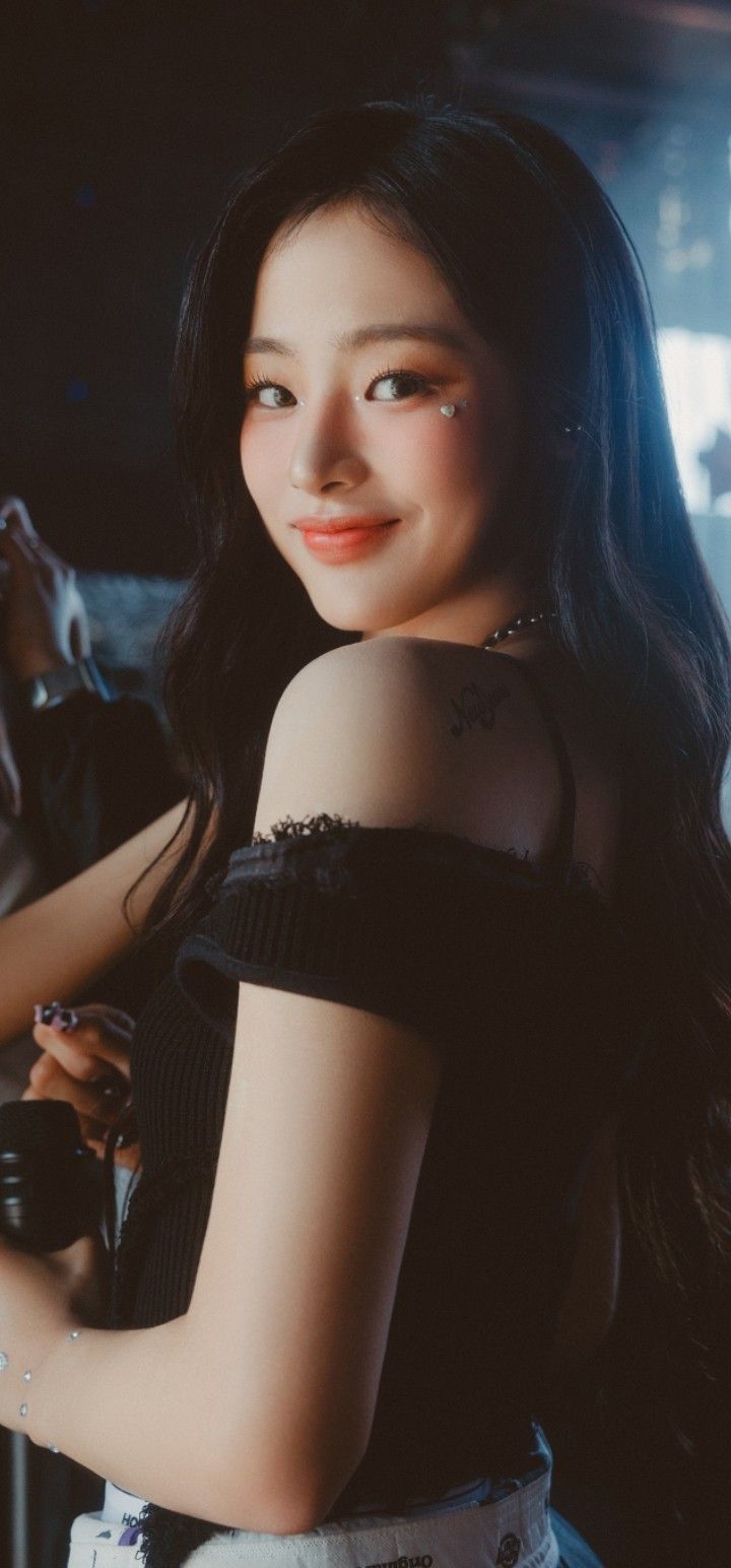 Minji New Jeans Wallpapers - Top Free Minji New Jeans Backgrounds ...