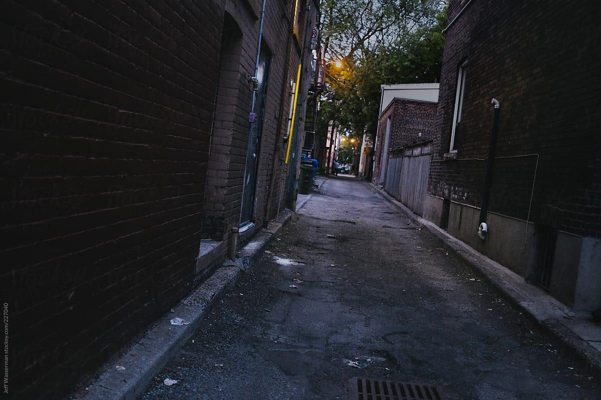 Dark Alley Wallpapers - Top Free Dark Alley Backgrounds - WallpaperAccess