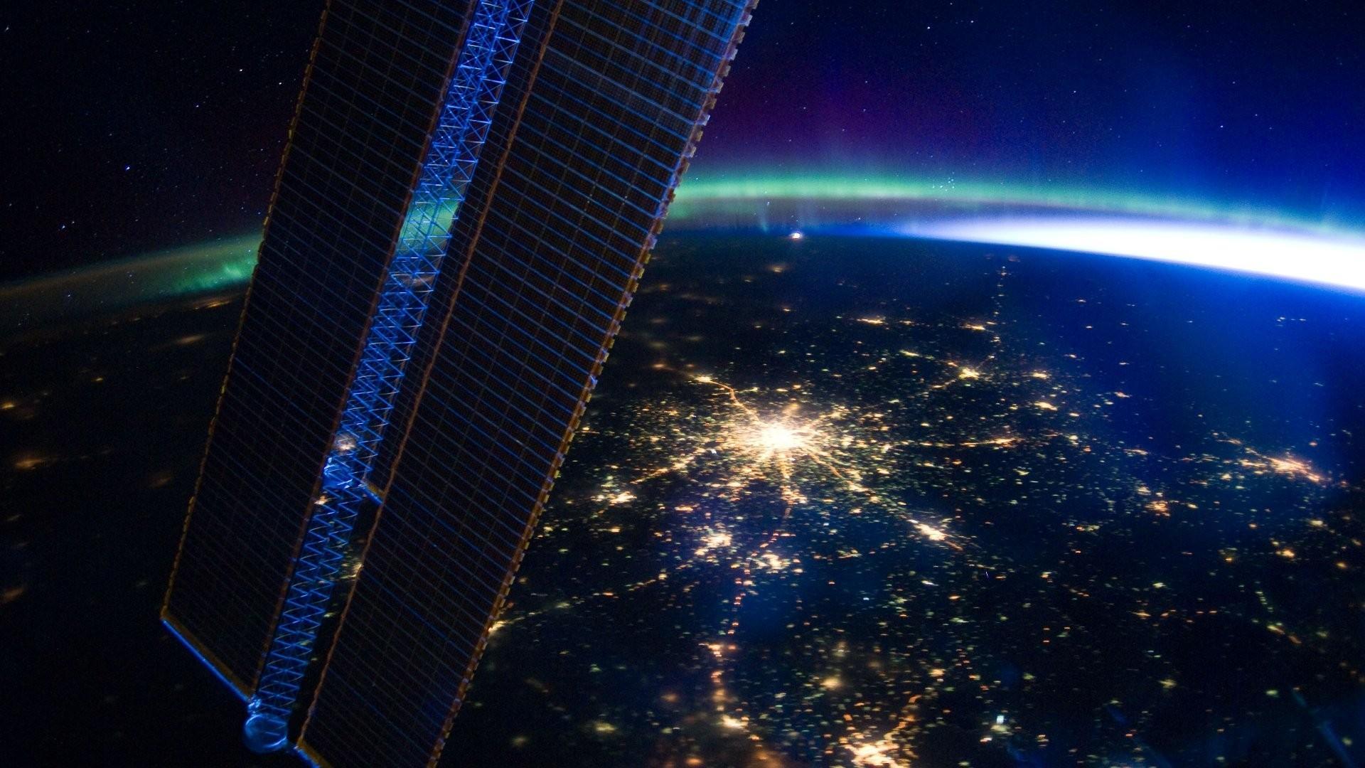 International Space Station Wallpapers - Top Free International Space ...