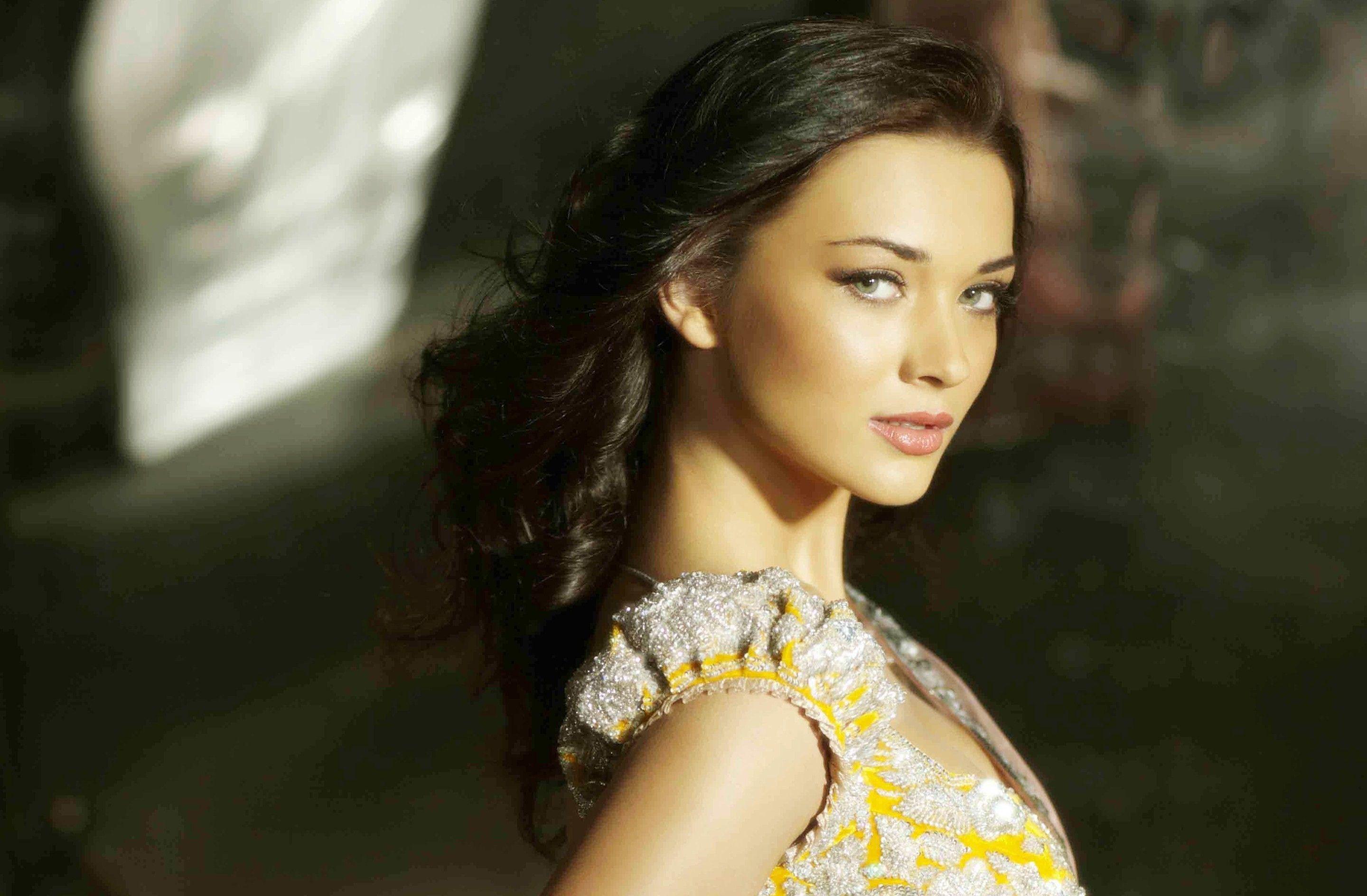Amy Jackson Wallpapers - Top Free Amy Jackson Backgrounds - WallpaperAccess