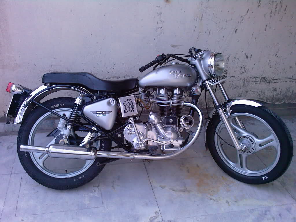 Bullet Bike Wallpapers - Top Free Bullet Bike Backgrounds - WallpaperAccess