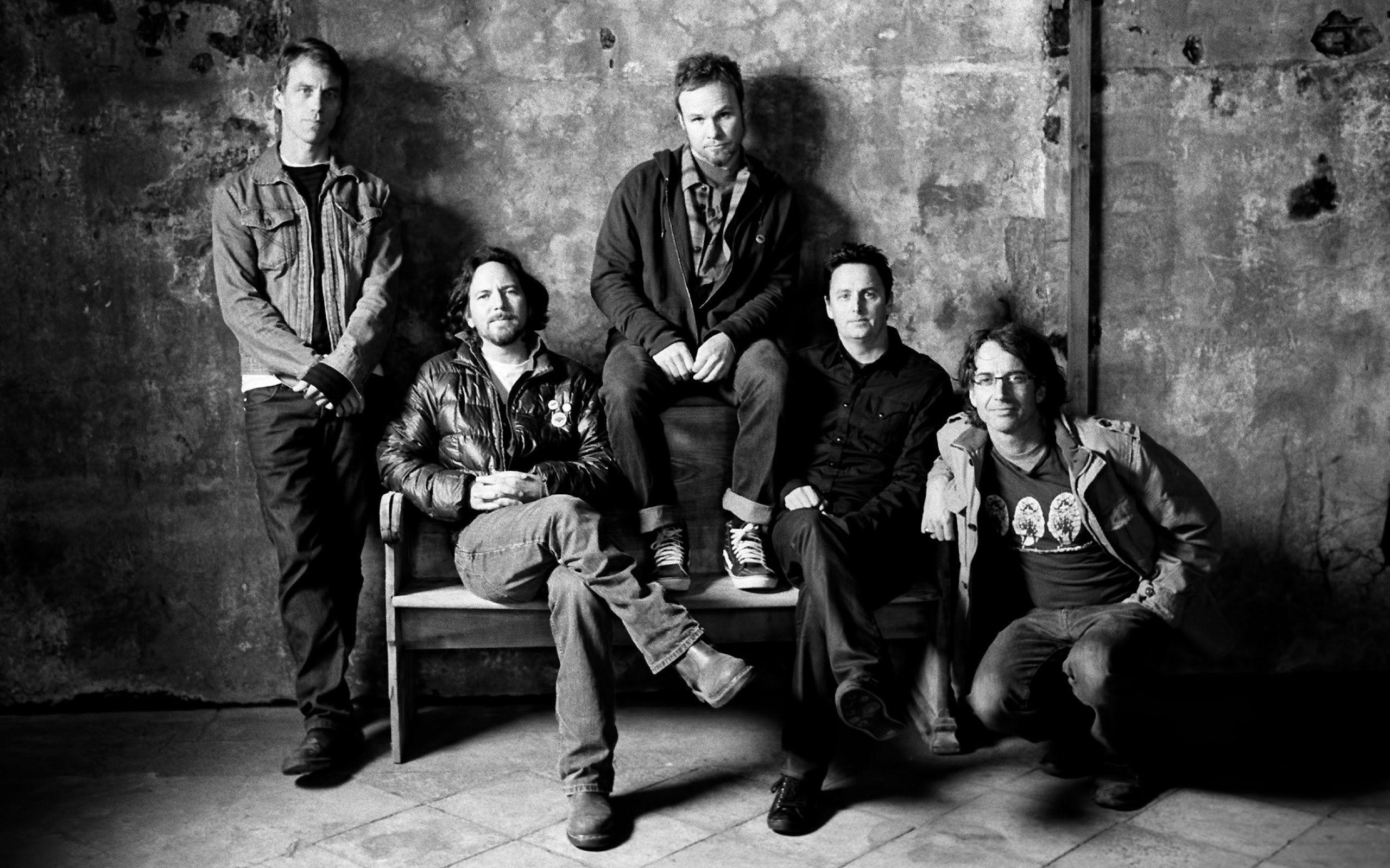 Pearl Jam Wallpapers - Top Free Pearl Jam Backgrounds - WallpaperAccess