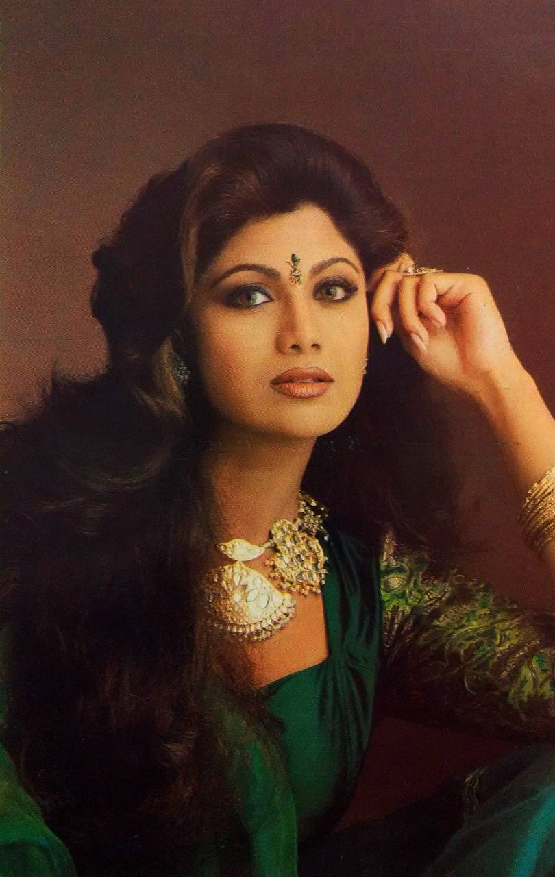 Shilpa Shetty Wallpapers - Top Free Shilpa Shetty Backgrounds ...