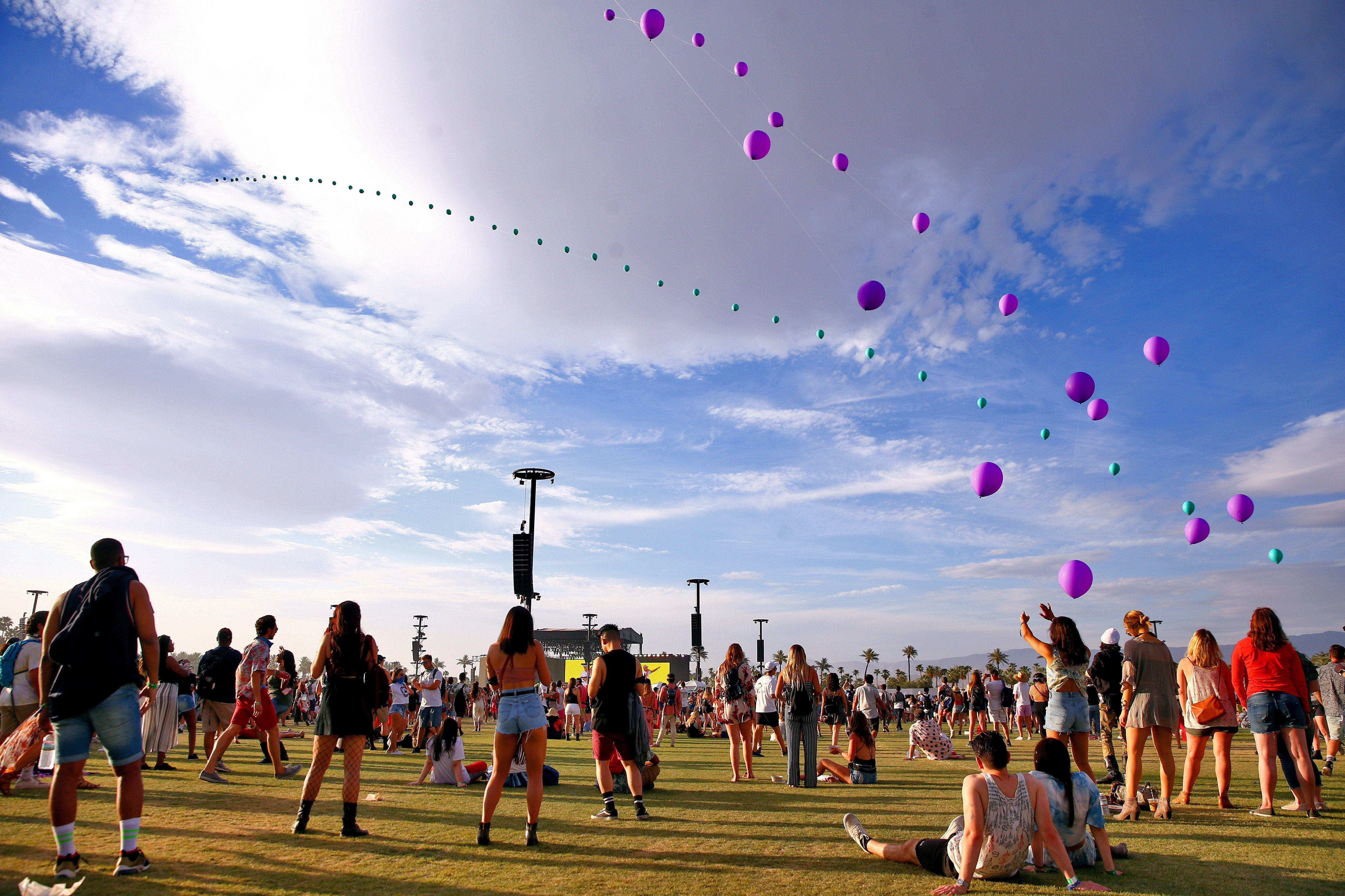 Coachella Wallpapers - Top Free Coachella Backgrounds - WallpaperAccess