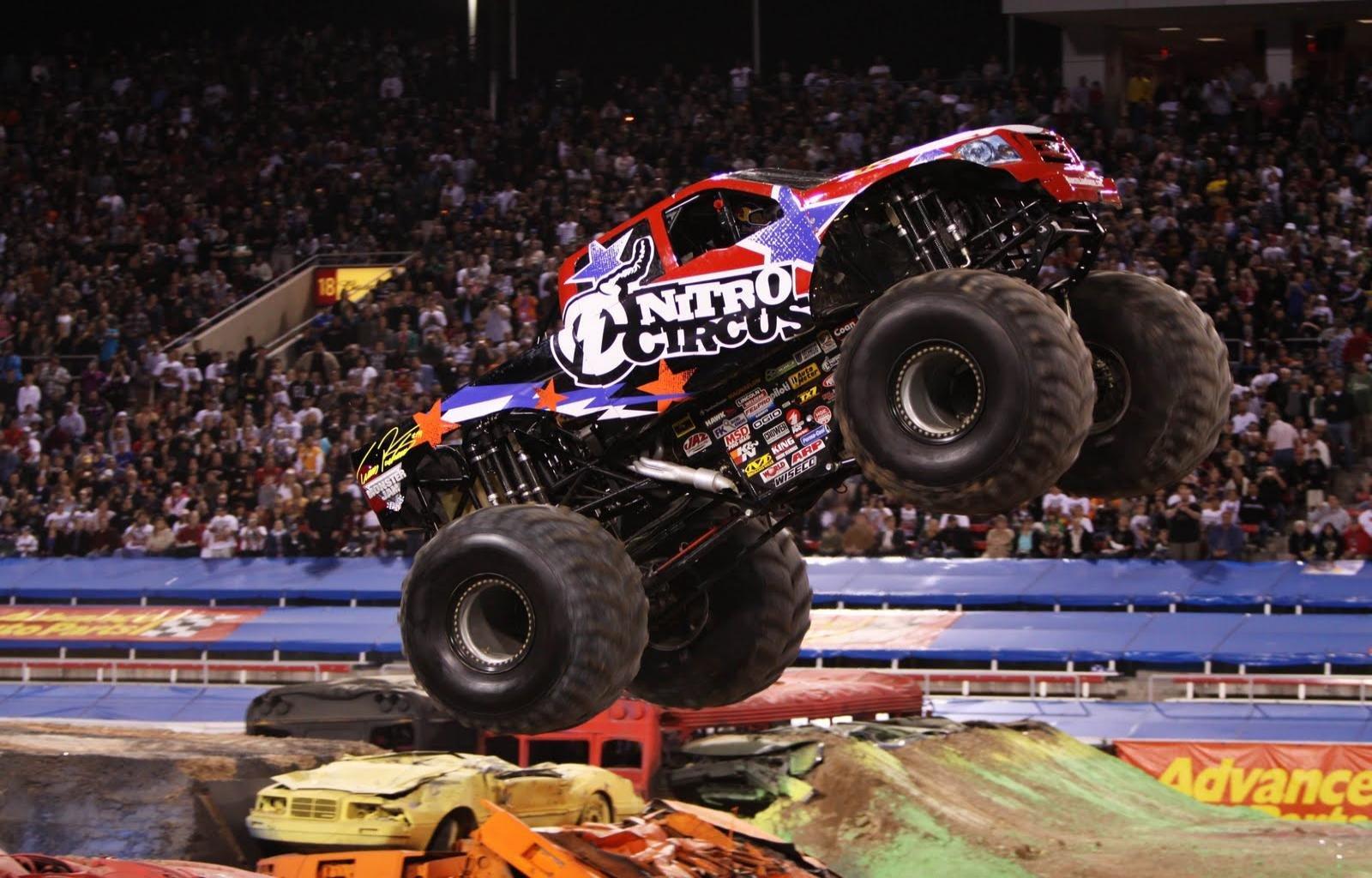 Monster Truck Wallpapers - Top Free Monster Truck Backgrounds ...