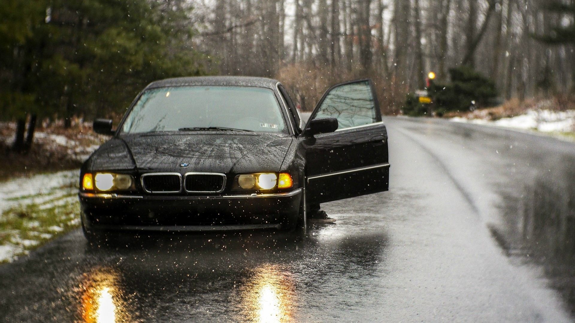 Bmw Rain Wallpapers - Top Free Bmw Rain Backgrounds - WallpaperAccess