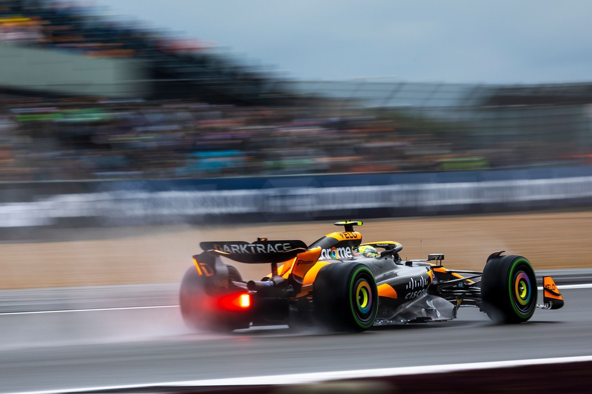 F1 Black Wallpapers - Top Free F1 Black Backgrounds - WallpaperAccess