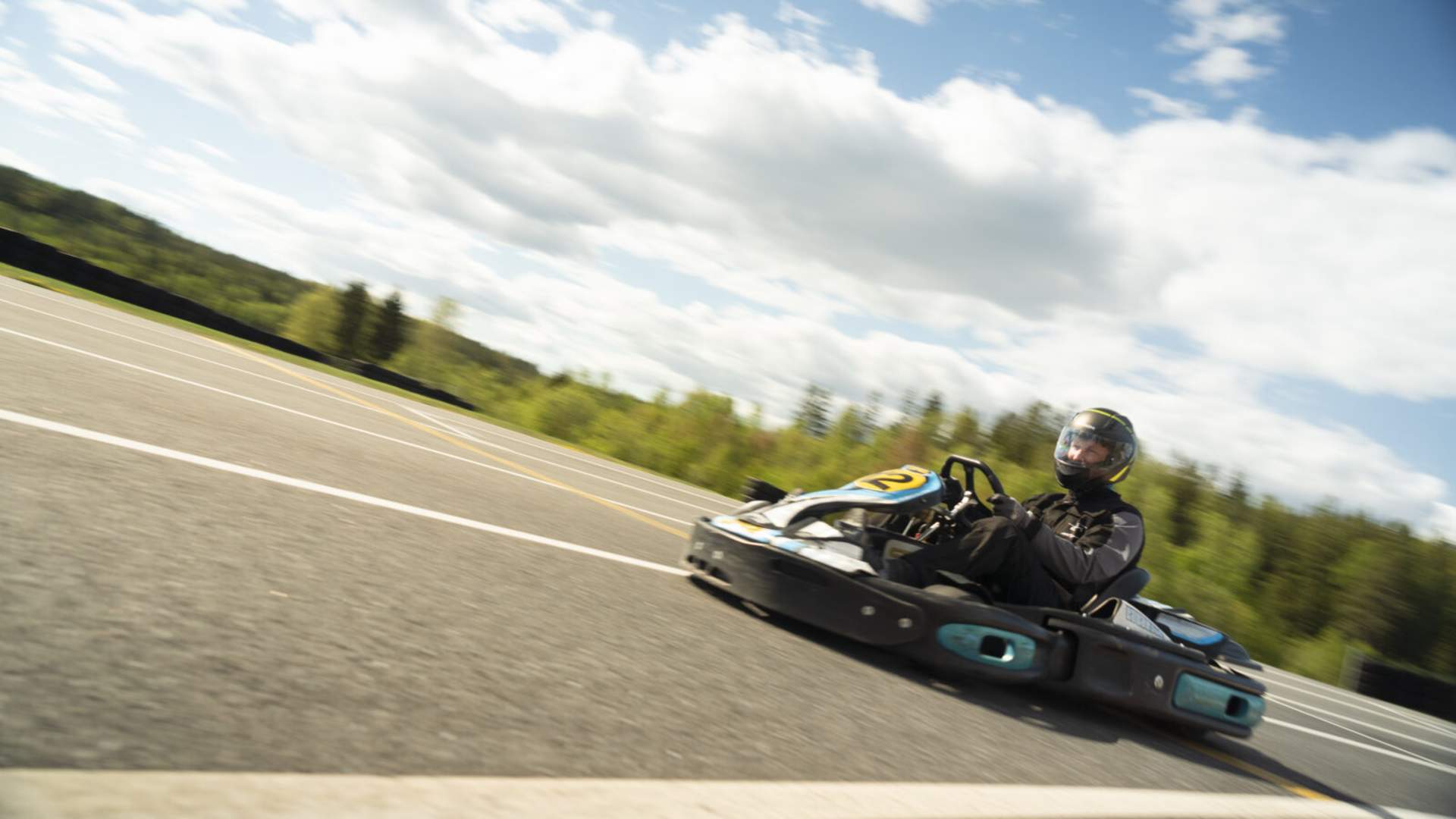 Gokart Wallpapers - Top Free Gokart Backgrounds - WallpaperAccess