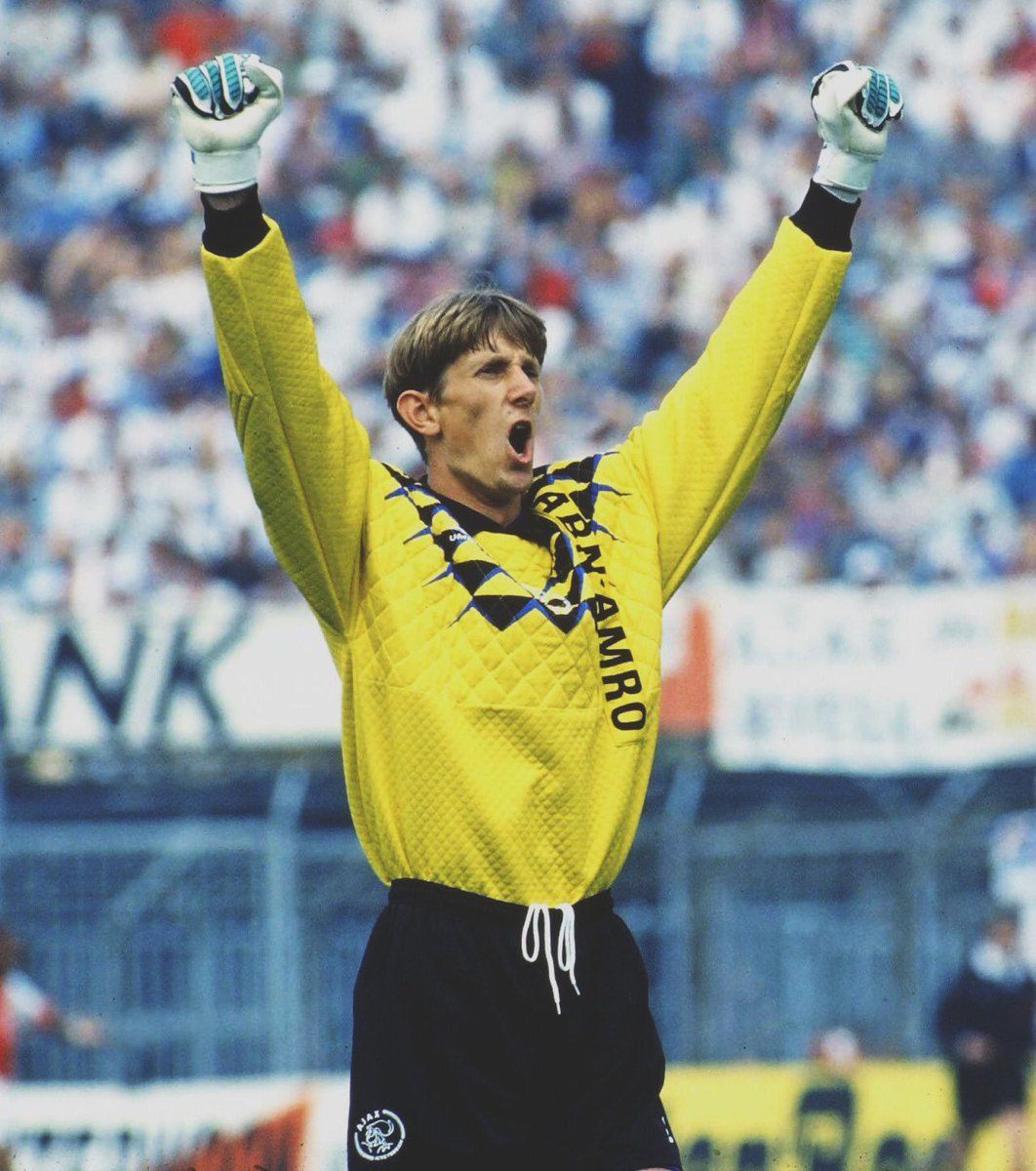 Van Der Sar Wallpapers - Top Free Van Der Sar Backgrounds - WallpaperAccess