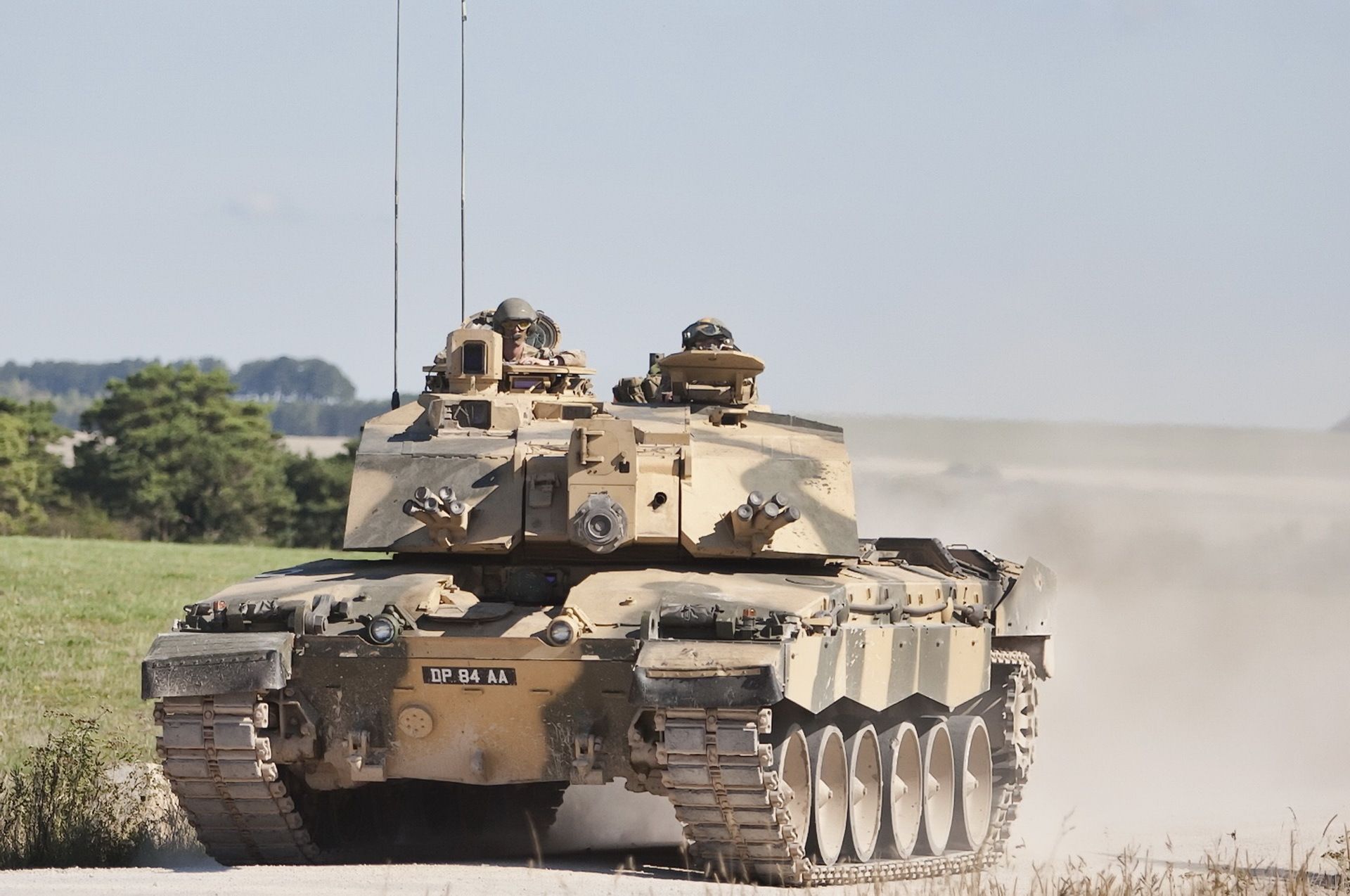 Challenger 2 Wallpapers - Top Free Challenger 2 Backgrounds ...