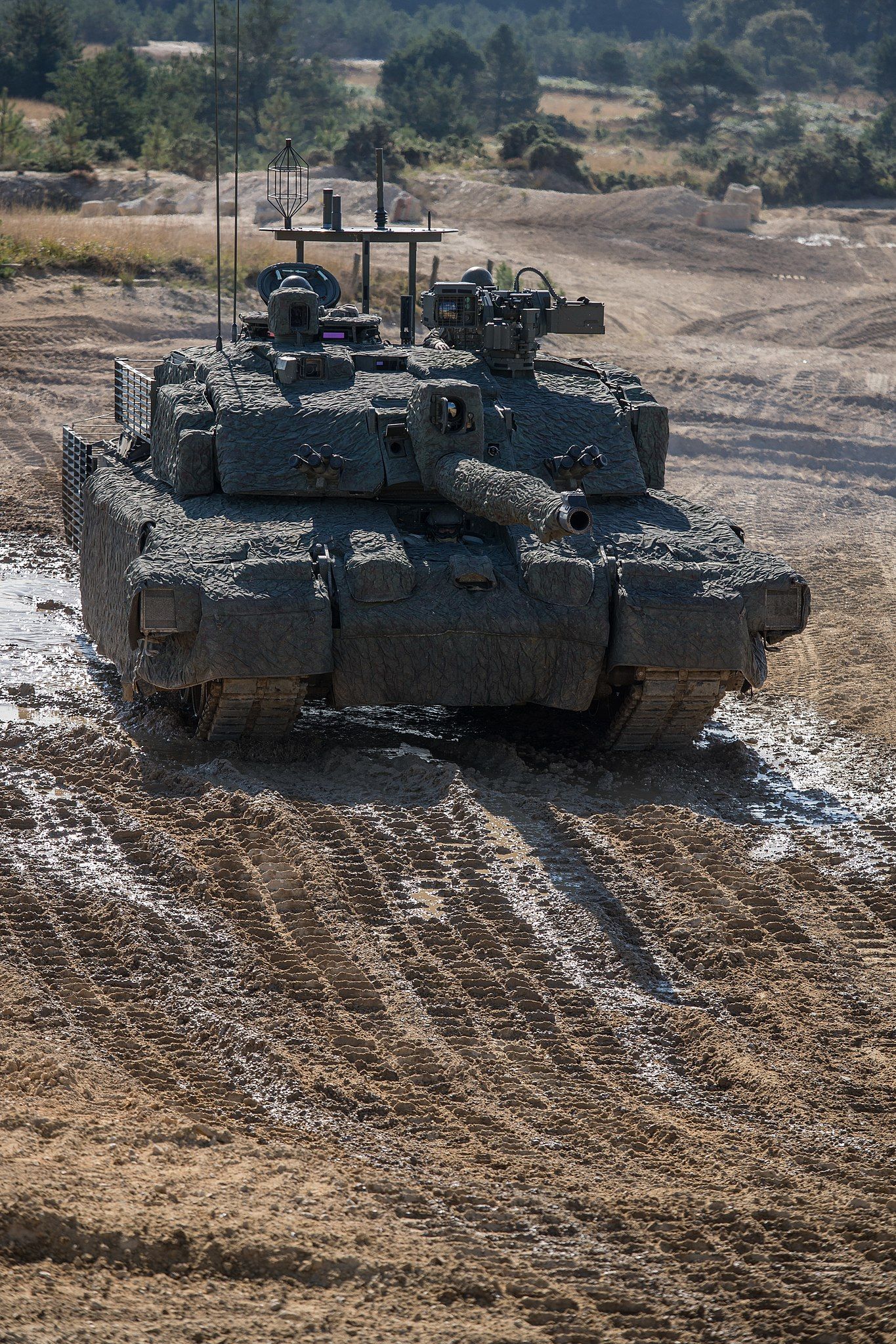 Challenger 2 Wallpapers - Top Free Challenger 2 Backgrounds ...