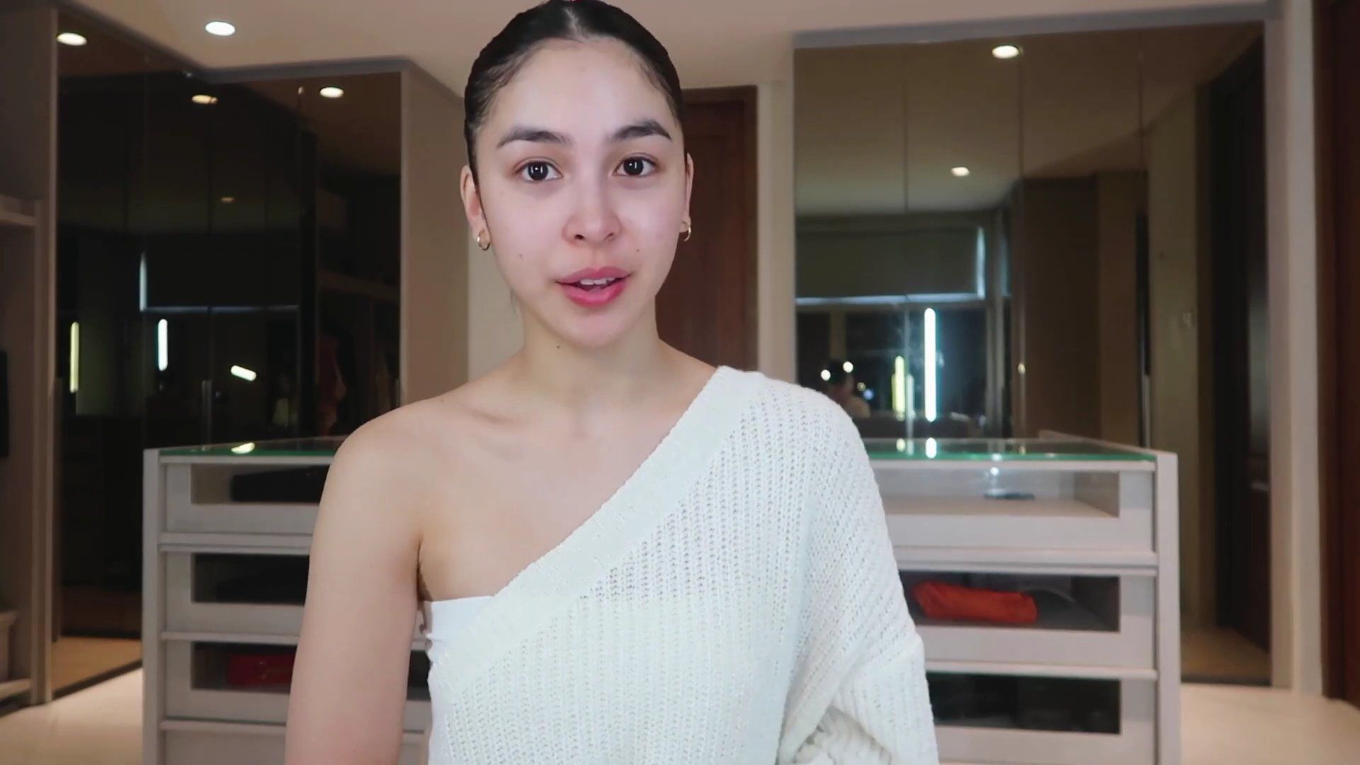 Julia Barretto Wallpapers - Top Free Julia Barretto Backgrounds - WallpaperAccess