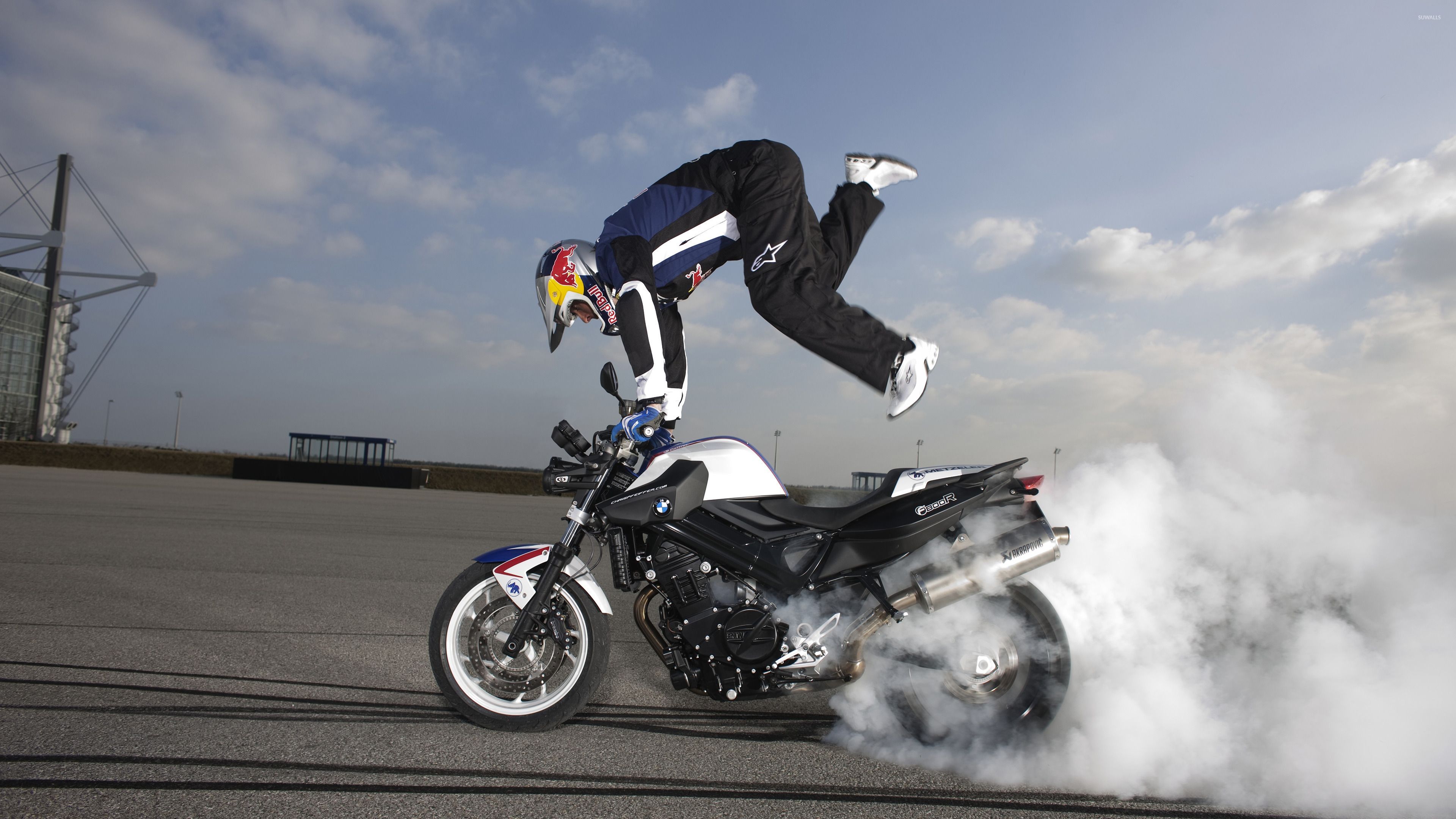 Stuntman Wallpapers - Top Free Stuntman Backgrounds - WallpaperAccess