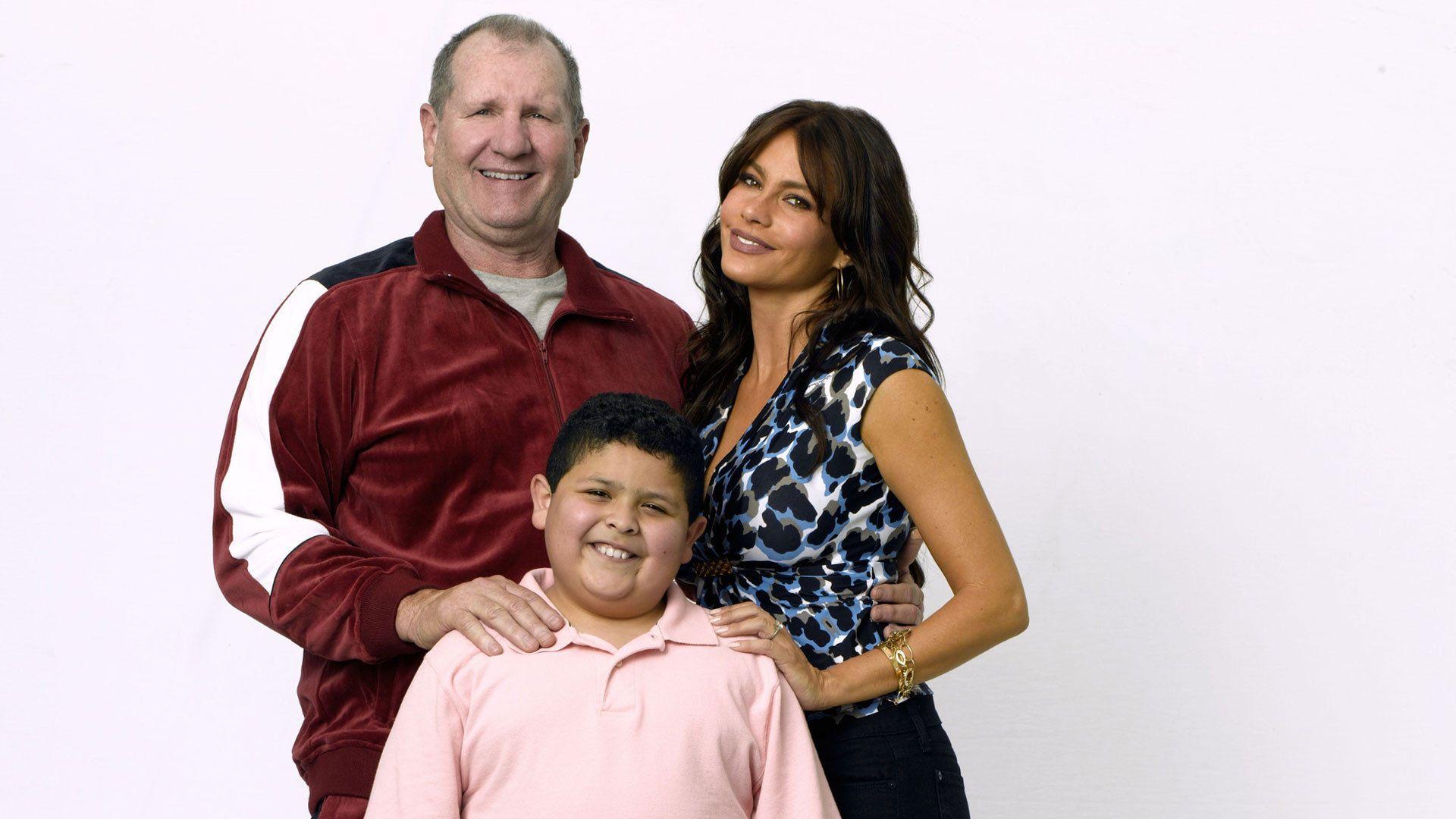 Modern Family Wallpapers - Top Free Modern Family Backgrounds ...
