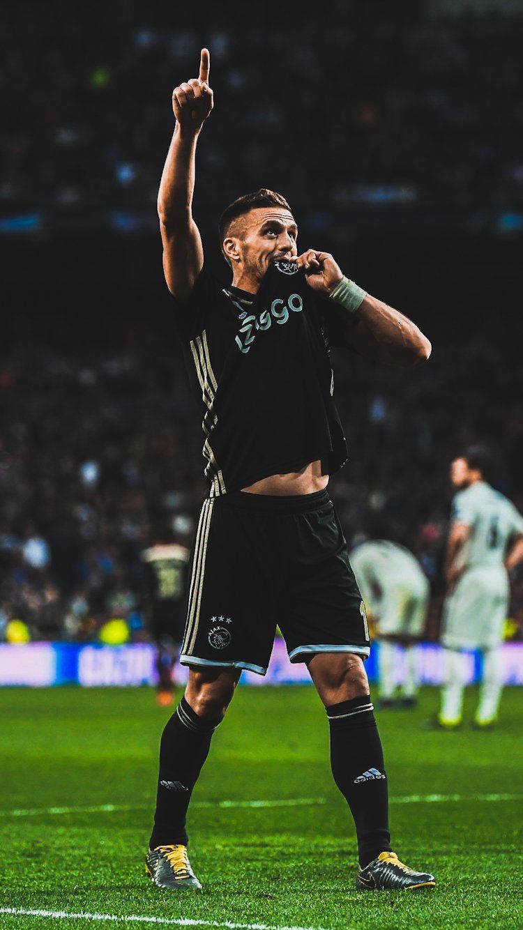 Dusan Tadic Wallpapers - Top Free Dusan Tadic Backgrounds - WallpaperAccess