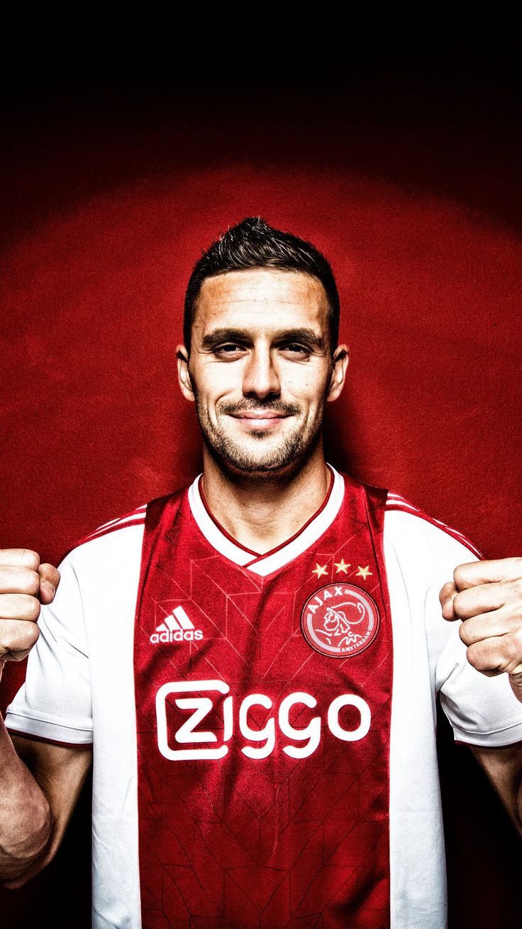 Dusan Tadic Wallpapers - Top Free Dusan Tadic Backgrounds - WallpaperAccess