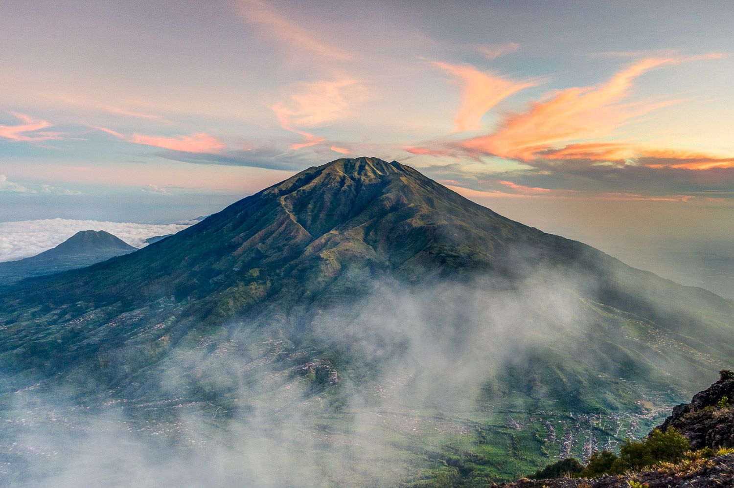Mount Merapi Wallpapers - Top Free Mount Merapi Backgrounds ...