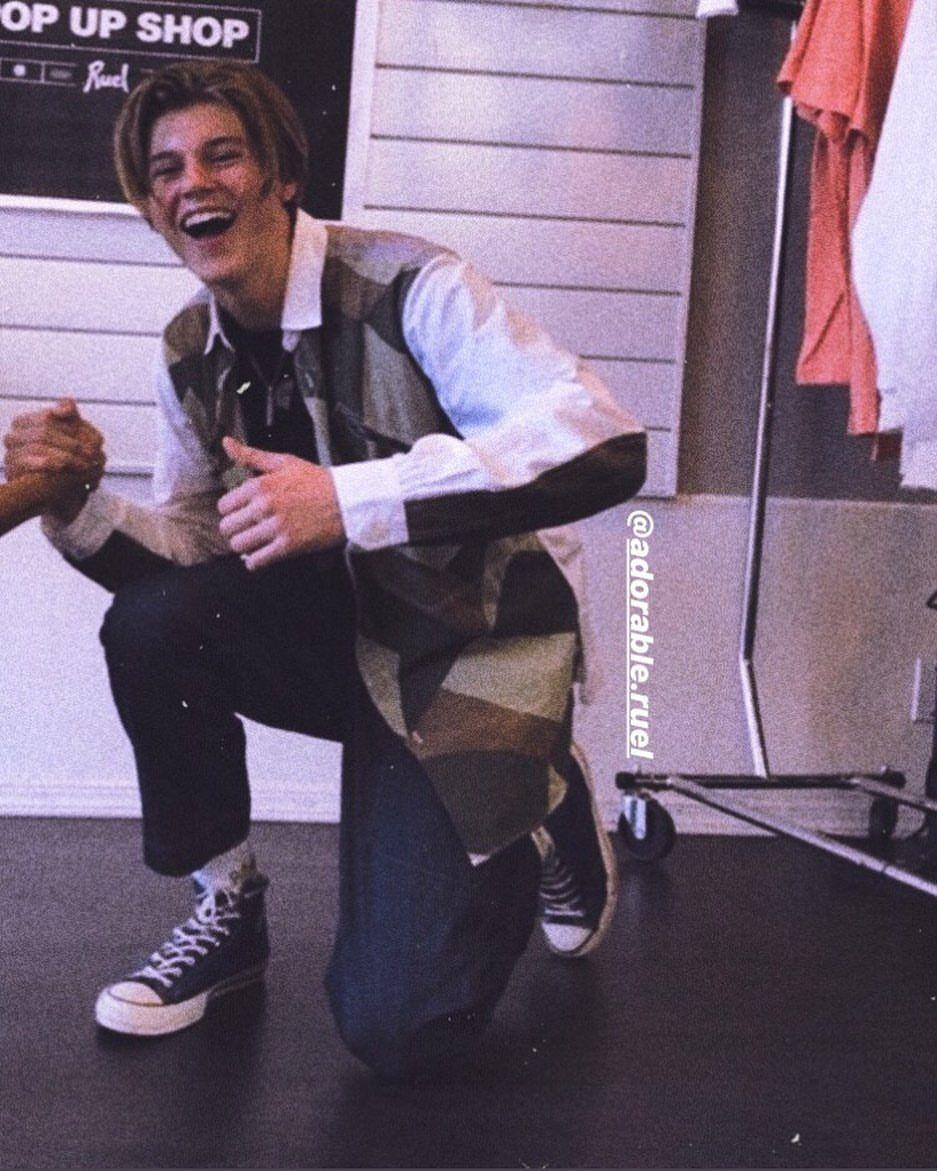 Ruel Wallpapers - Top Free Ruel Backgrounds - WallpaperAccess