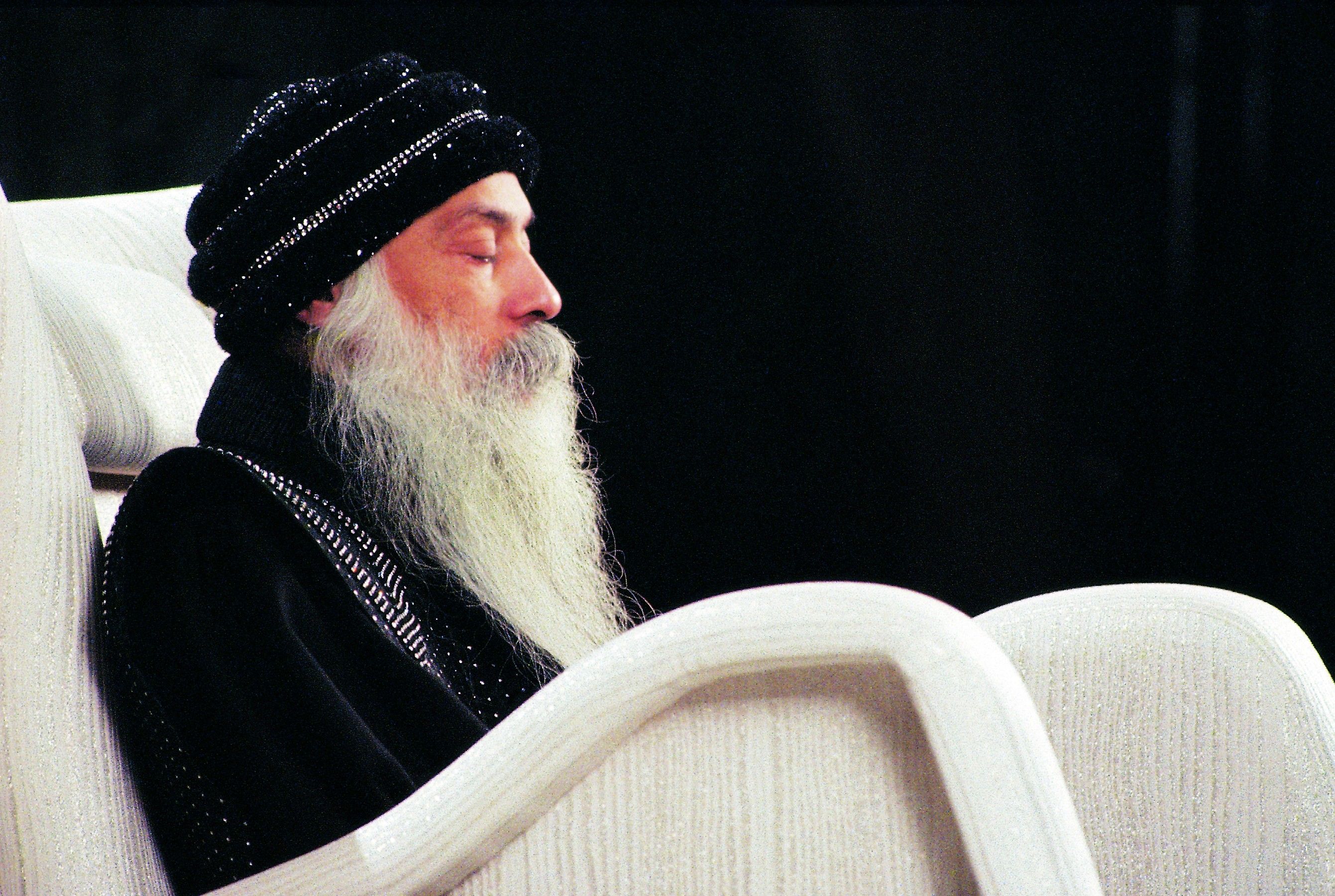 OSHO Wallpapers - Top Free OSHO Backgrounds - WallpaperAccess