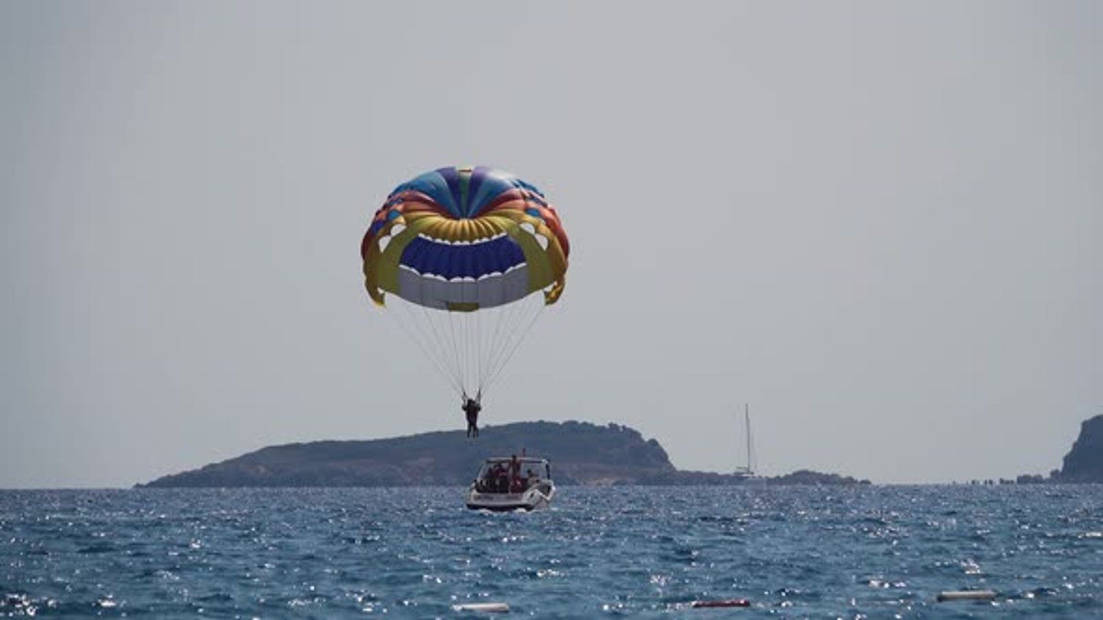 Parasailing Wallpapers - Top Free Parasailing Backgrounds - WallpaperAccess