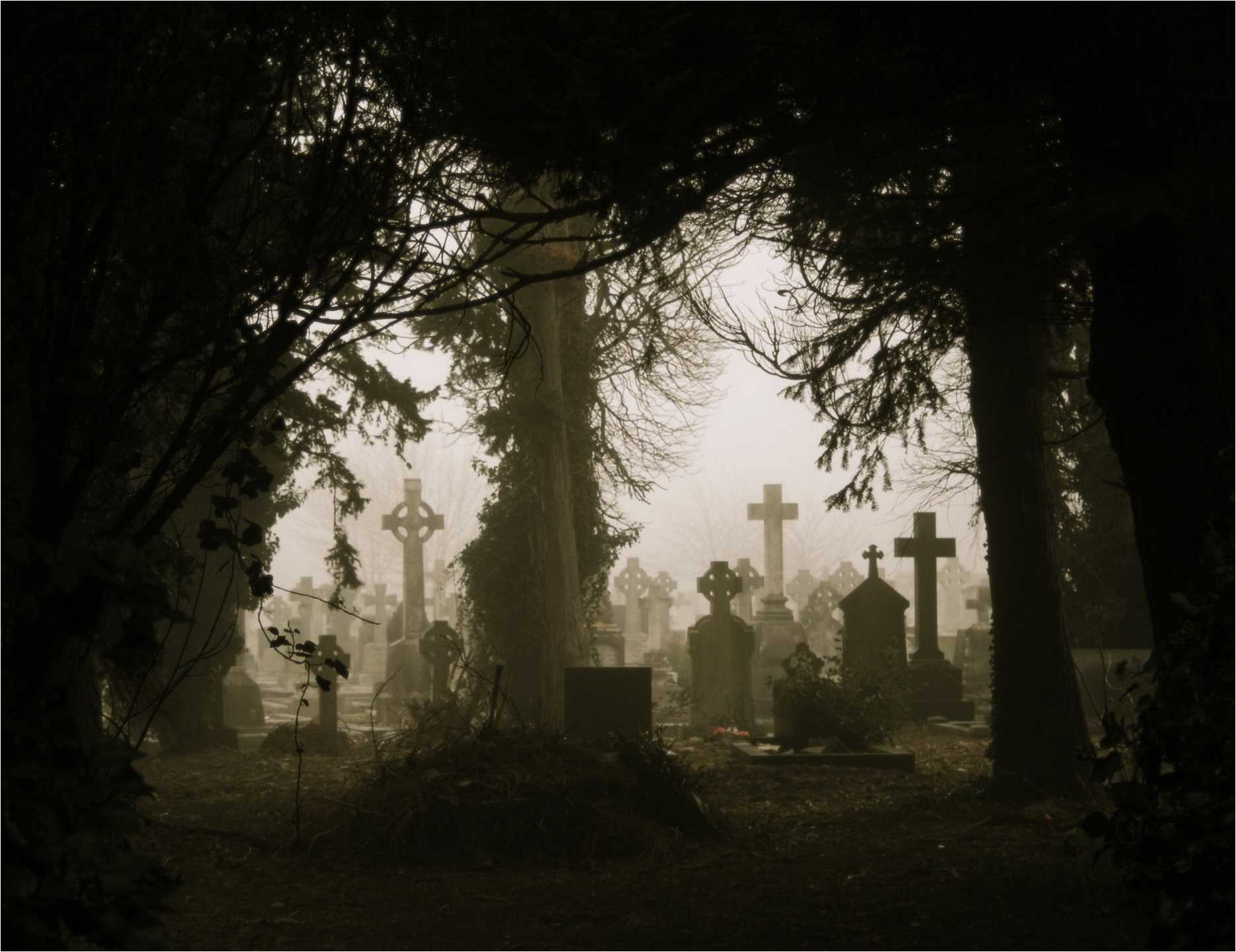 Cemetery Wallpapers - Top Free Cemetery Backgrounds - WallpaperAccess