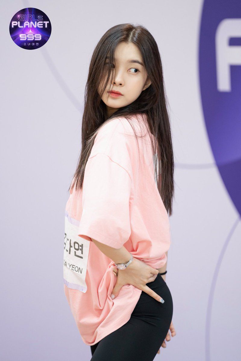 Kim Dayeon Wallpapers - Top Free Kim Dayeon Backgrounds - WallpaperAccess