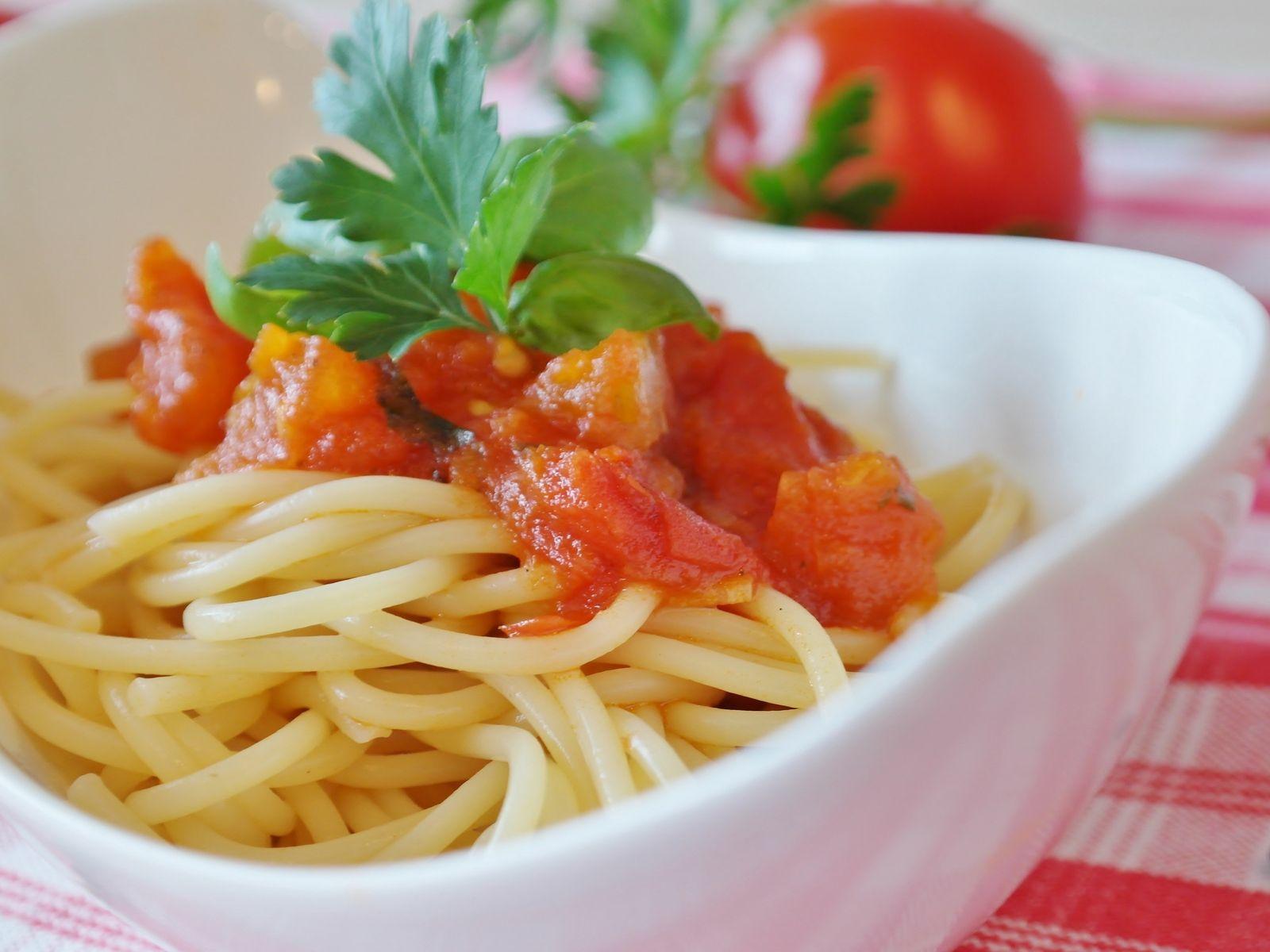 Spaghetti Wallpapers - Top Free Spaghetti Backgrounds - WallpaperAccess