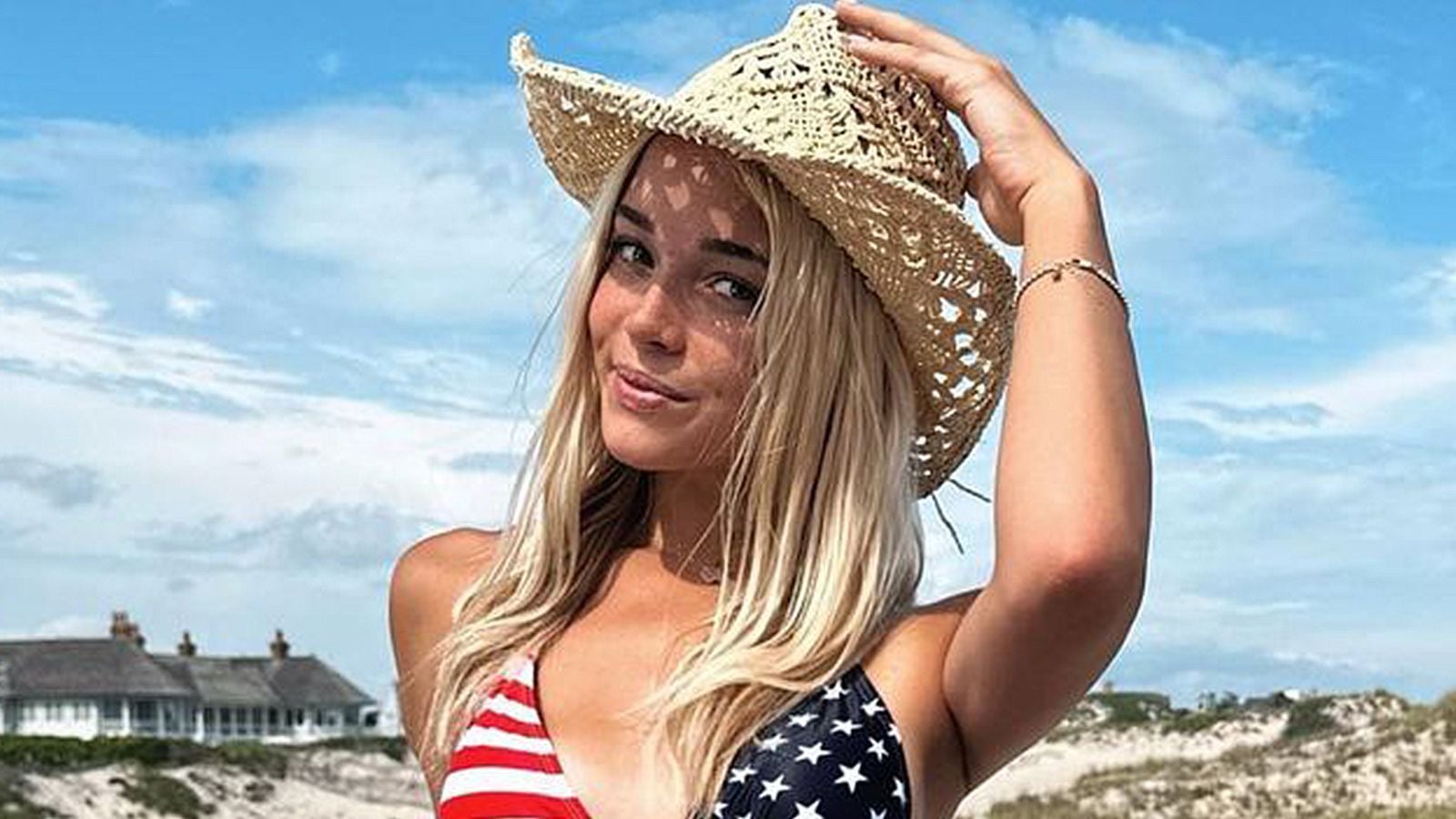 Livvy Dunne Wallpapers - Top Free Livvy Dunne Backgrounds - WallpaperAccess