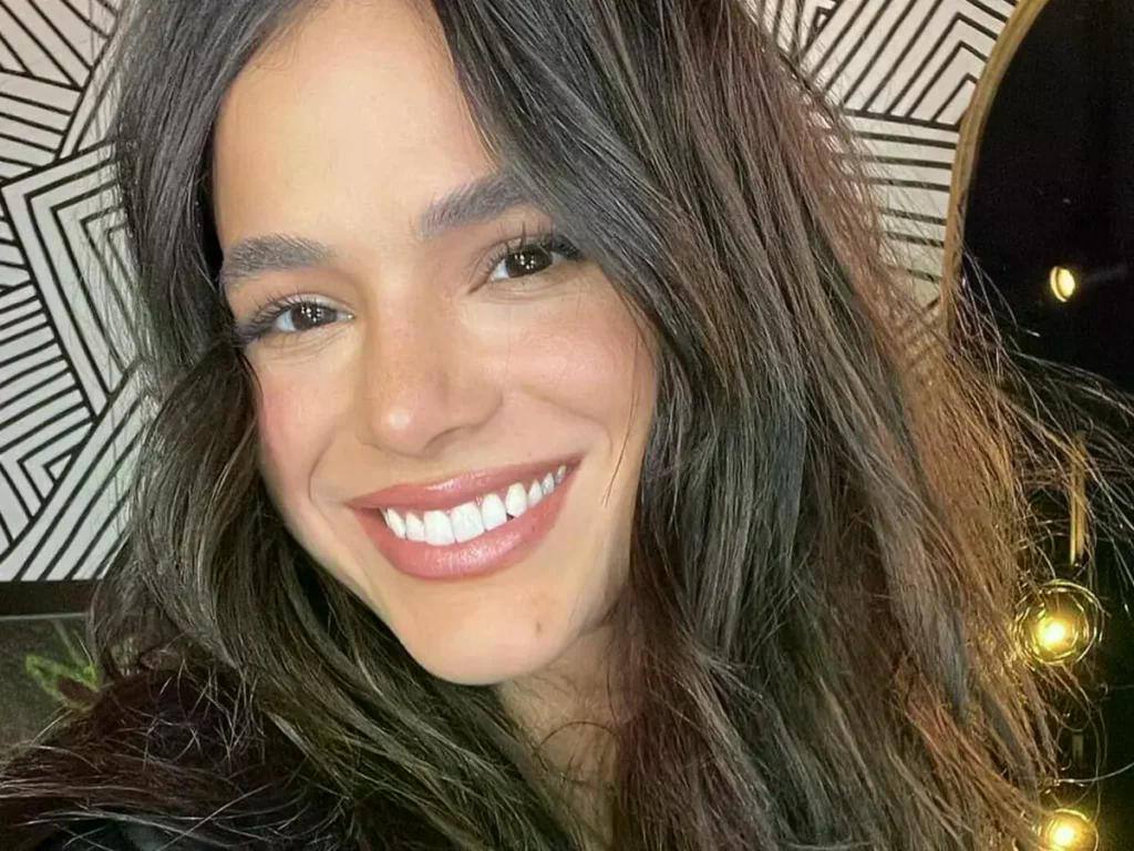 Bruna Marquezine Wallpapers - Top Free Bruna Marquezine Backgrounds ...