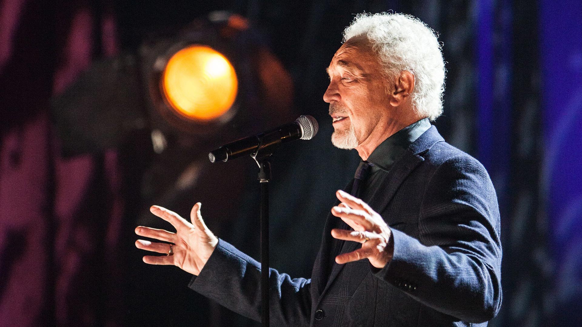 Tom Jones Wallpapers - Top Free Tom Jones Backgrounds - WallpaperAccess