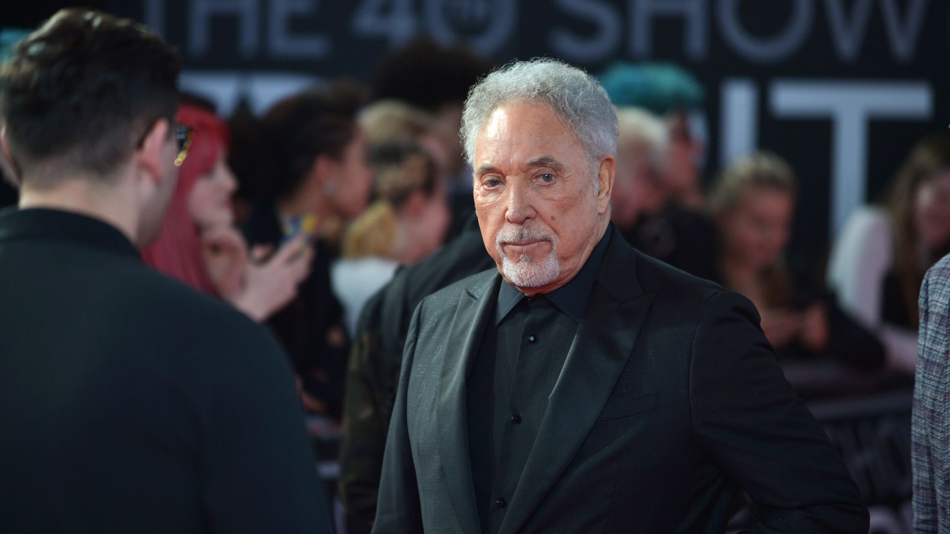 Tom Jones Wallpapers - Top Free Tom Jones Backgrounds - WallpaperAccess