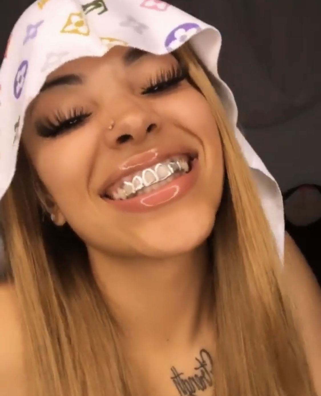 Light Skin Girl Wallpapers - Top Free Light Skin Girl Backgrounds ...