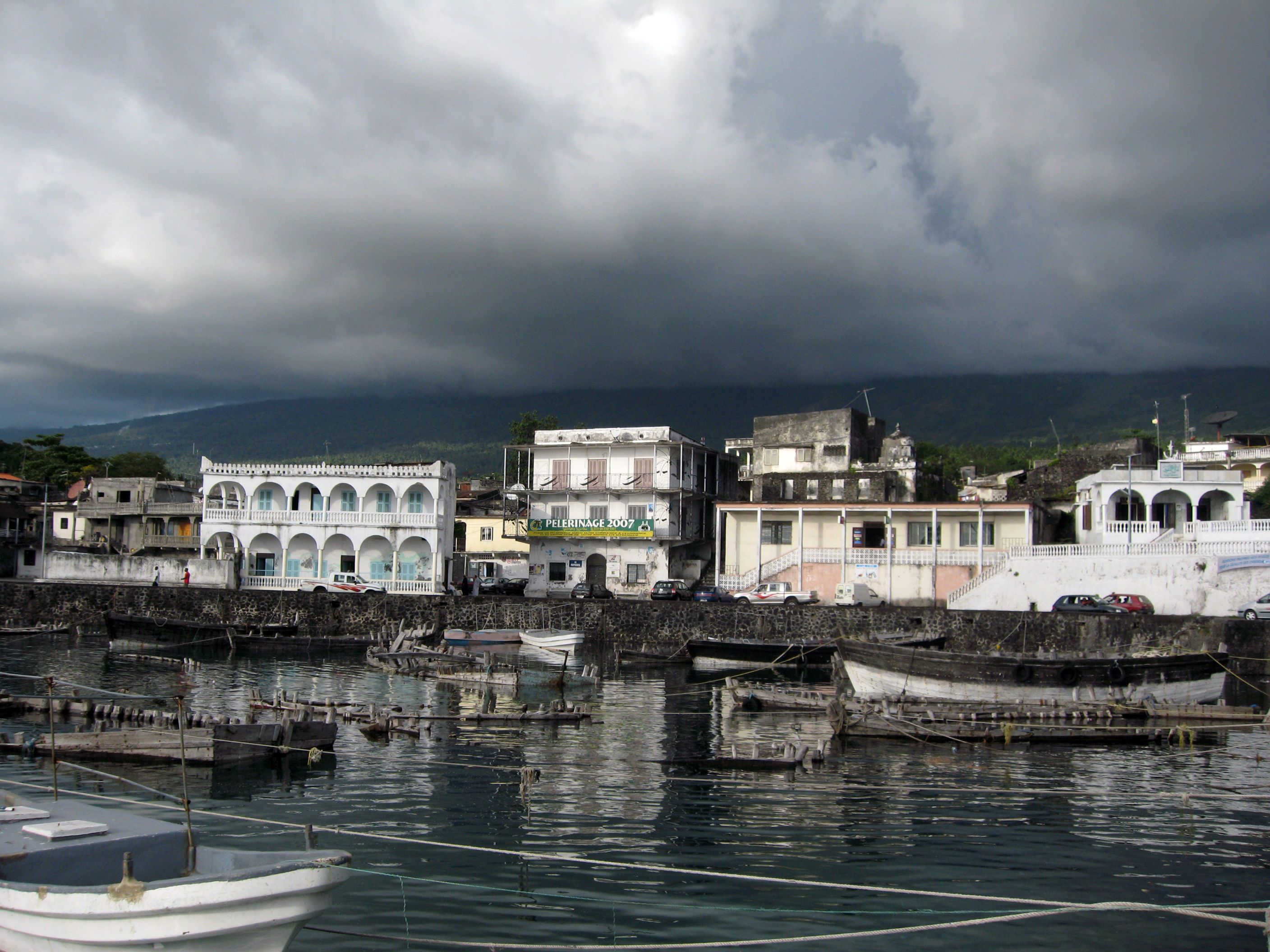 Comoros Wallpapers - Top Free Comoros Backgrounds - WallpaperAccess