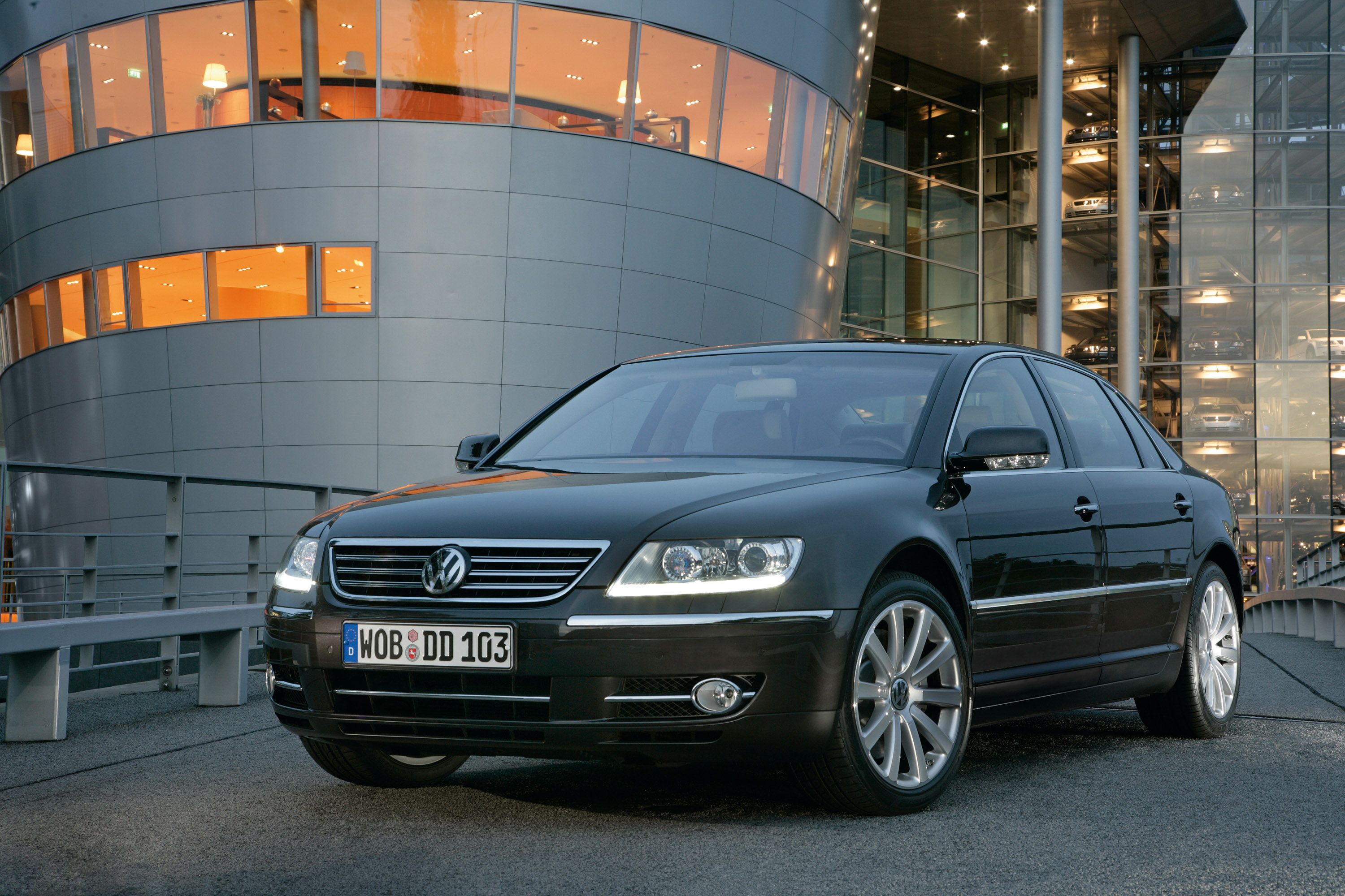 Volkswagen Phaeton Wallpapers - Top Free Volkswagen Phaeton Backgrounds ...