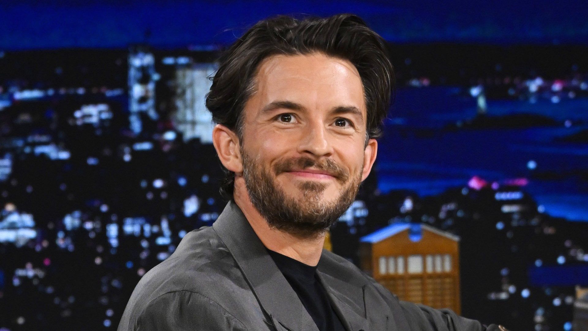 Jonathan Bailey Wallpapers - Top Free Jonathan Bailey Backgrounds ...