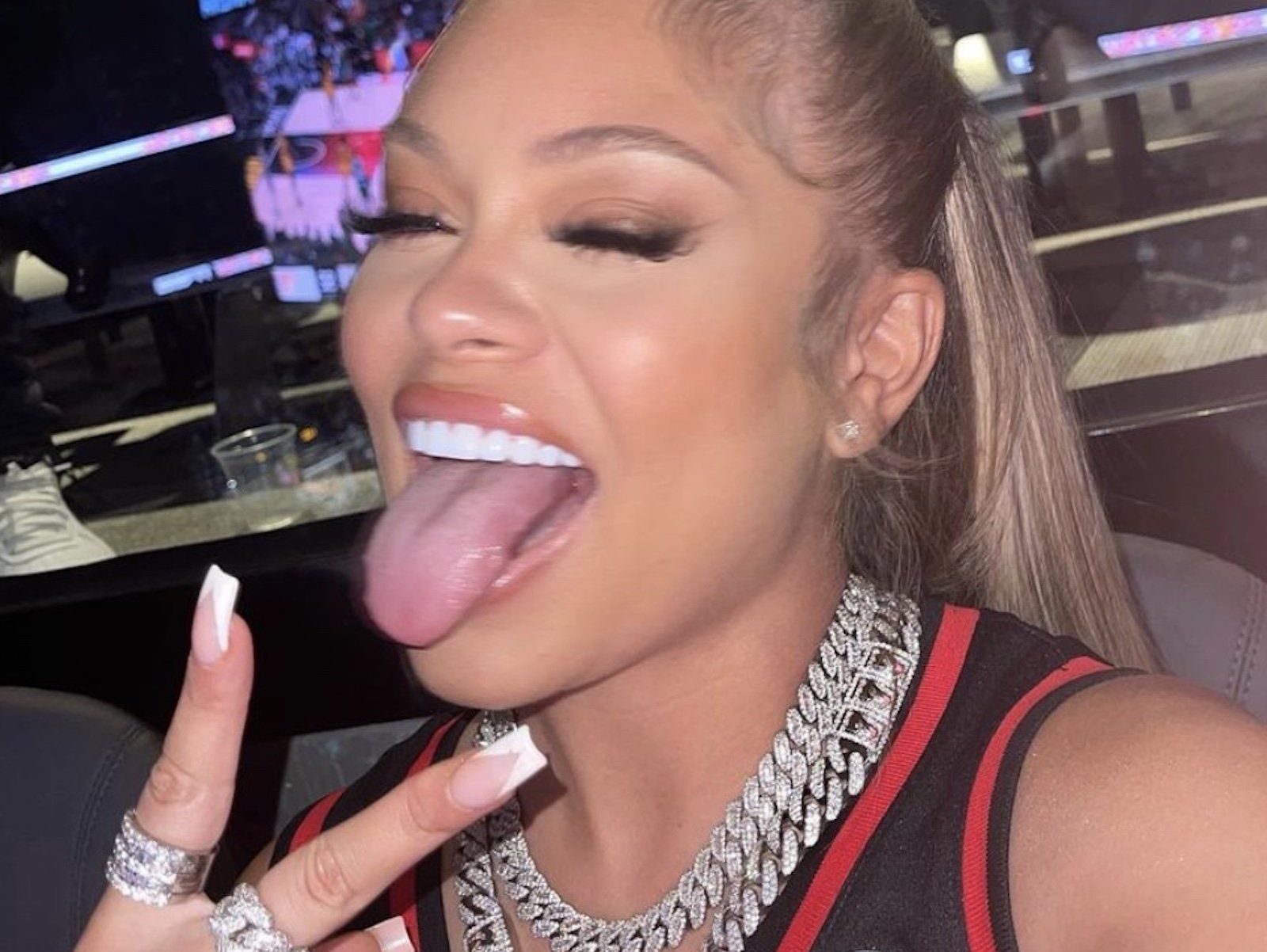 Latto Wallpapers - Top Free Latto Backgrounds - WallpaperAccess