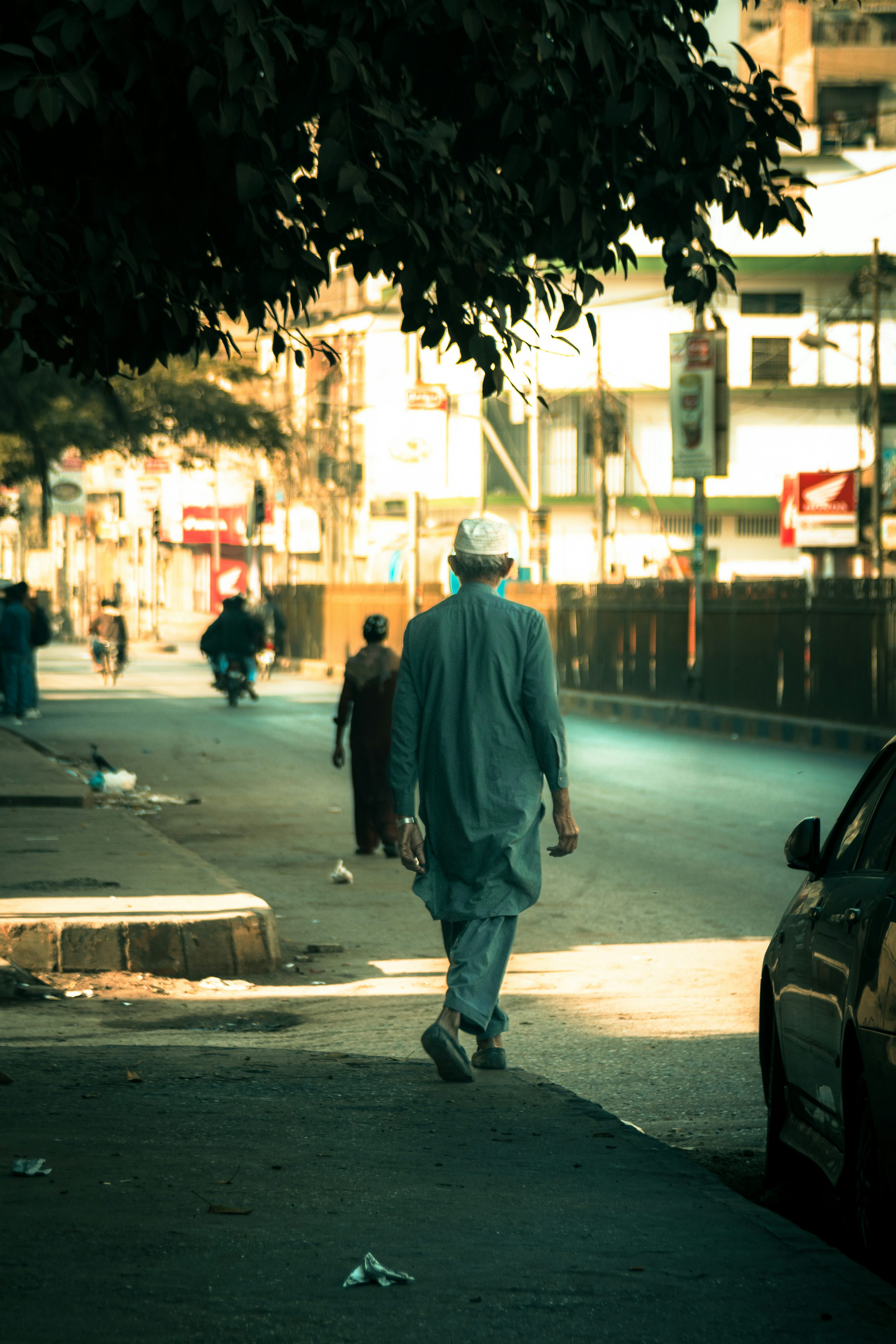 Walking On Road Wallpapers - Top Free Walking On Road Backgrounds ...