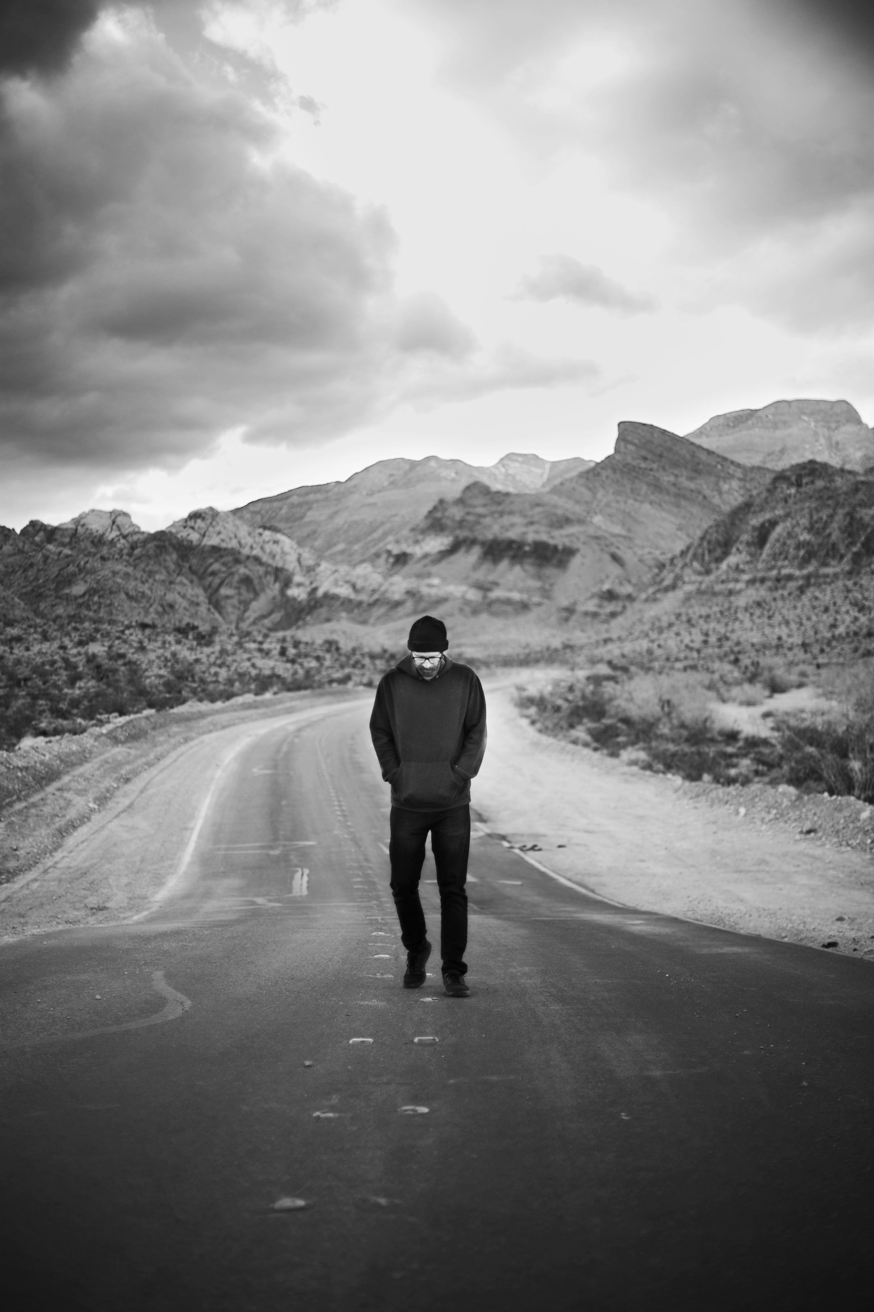 Walking On Road Wallpapers - Top Free Walking On Road Backgrounds ...