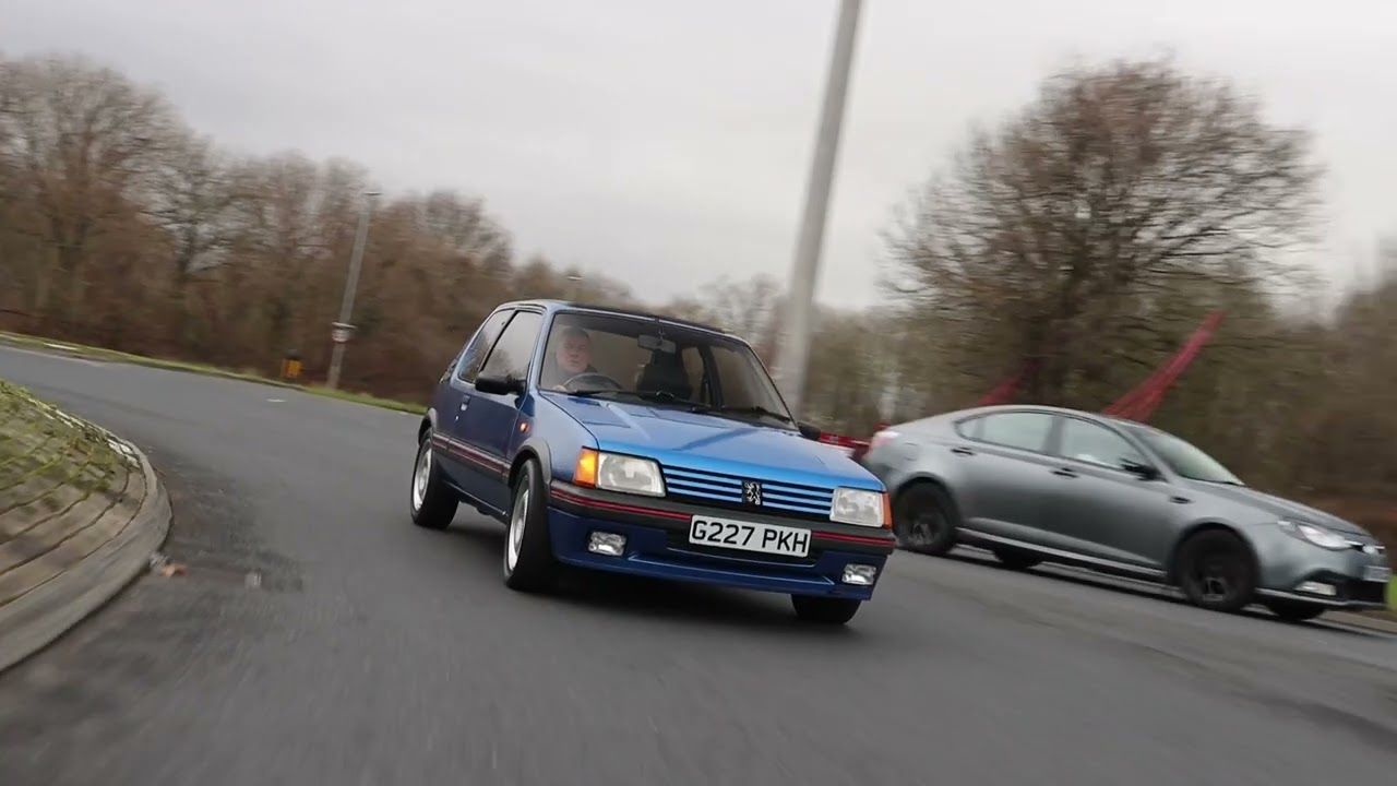 Peugeot 205 Gti Wallpapers - Top Free Peugeot 205 Gti Backgrounds - WallpaperAccess