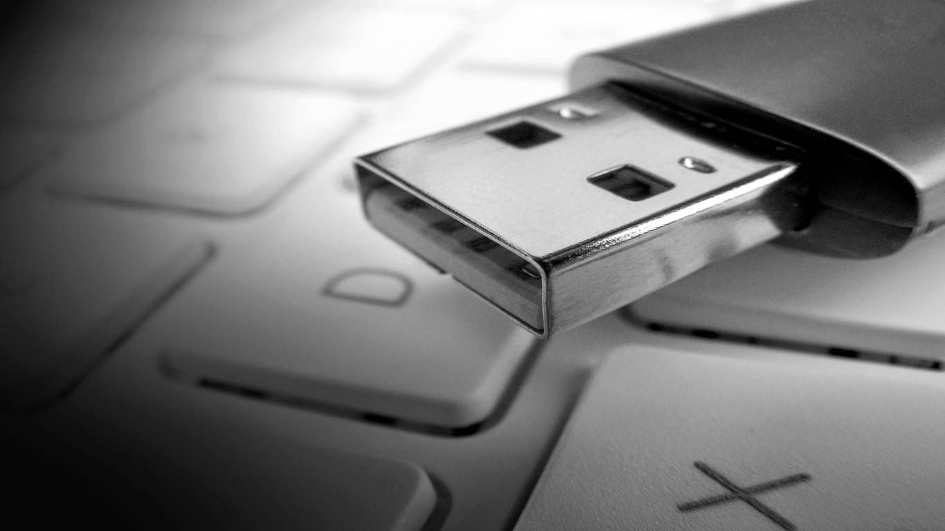 USB Wallpapers - Top Free USB Backgrounds - WallpaperAccess