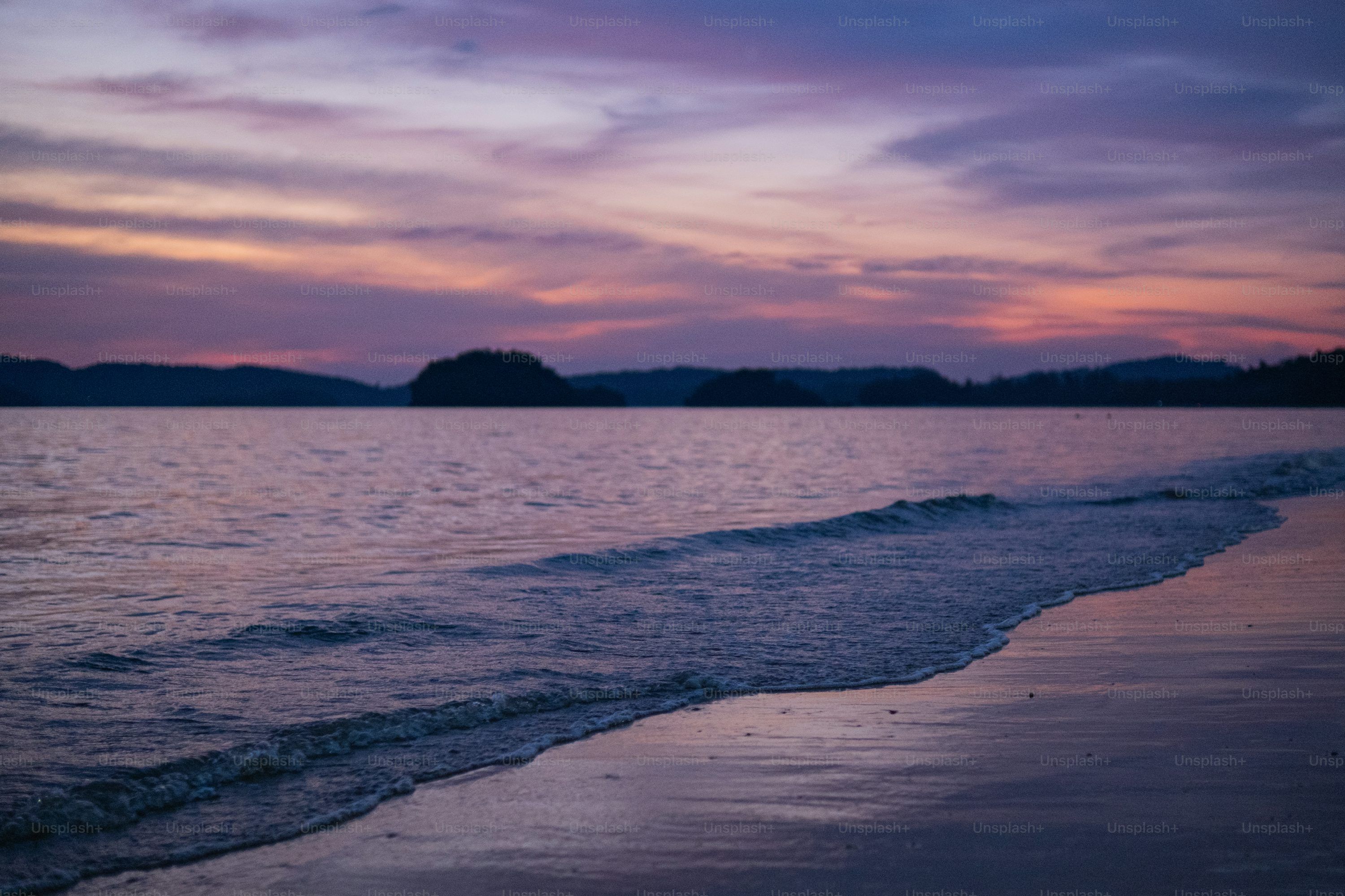 Sunset On Beach Wallpapers - Top Free Sunset On Beach Backgrounds ...