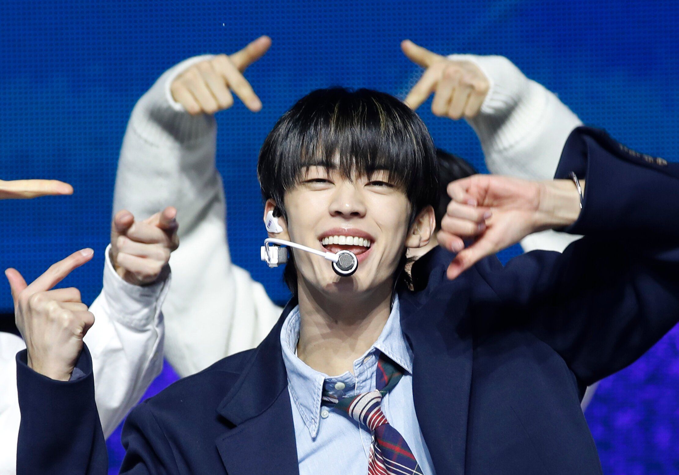 TWS Wallpapers - Top Free TWS Backgrounds - WallpaperAccess