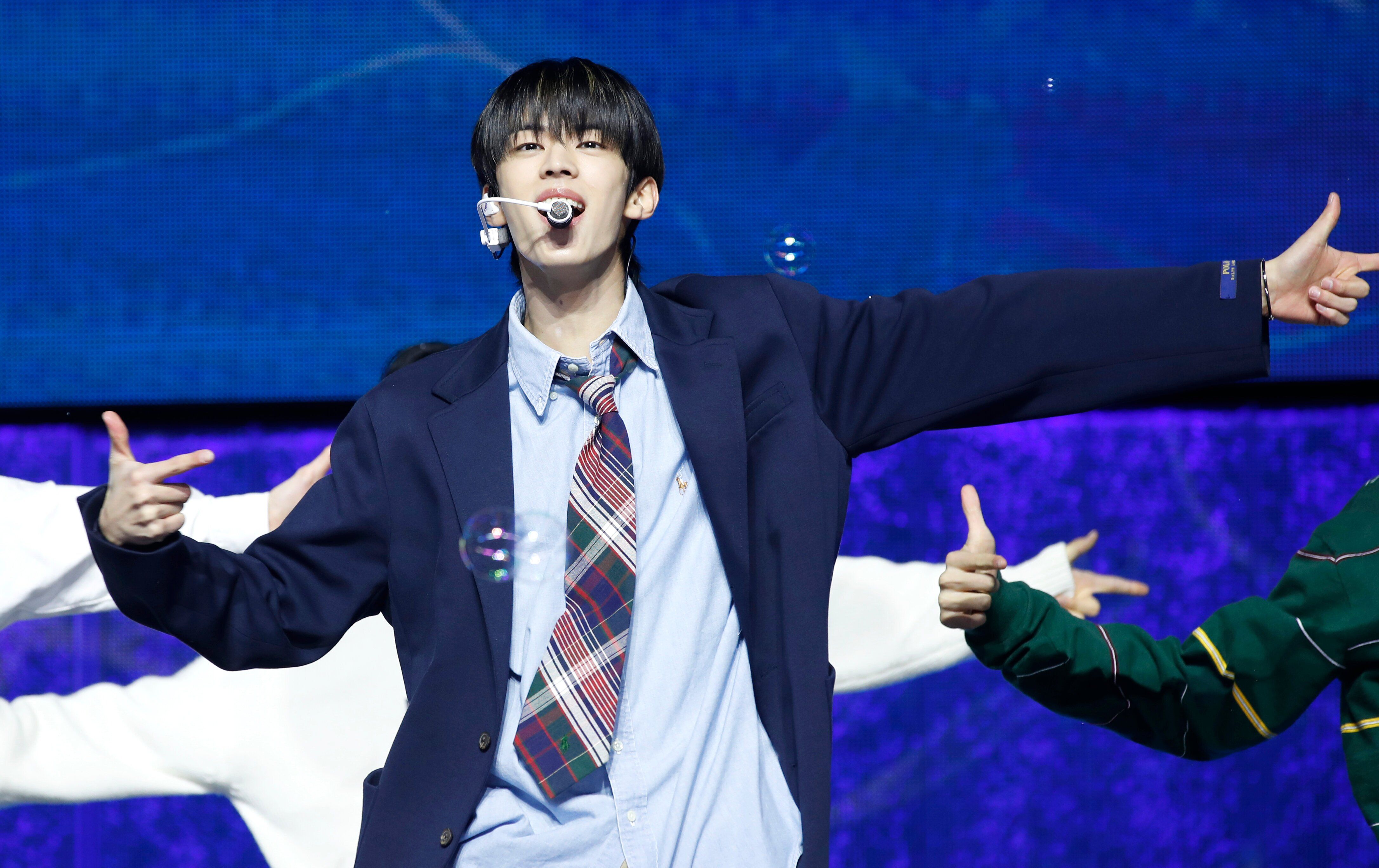 TWS Wallpapers - Top Free TWS Backgrounds - WallpaperAccess